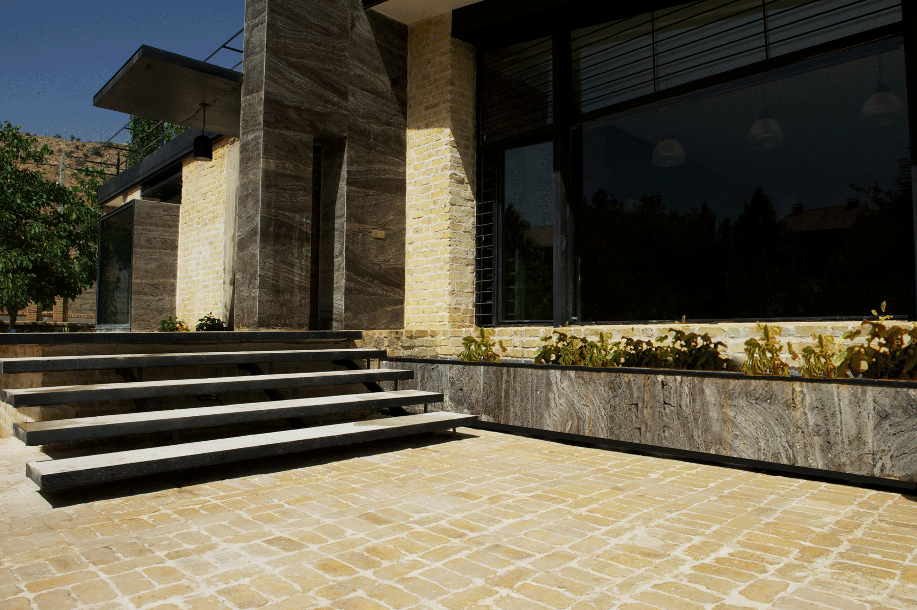 Walnut shell House - Architizer