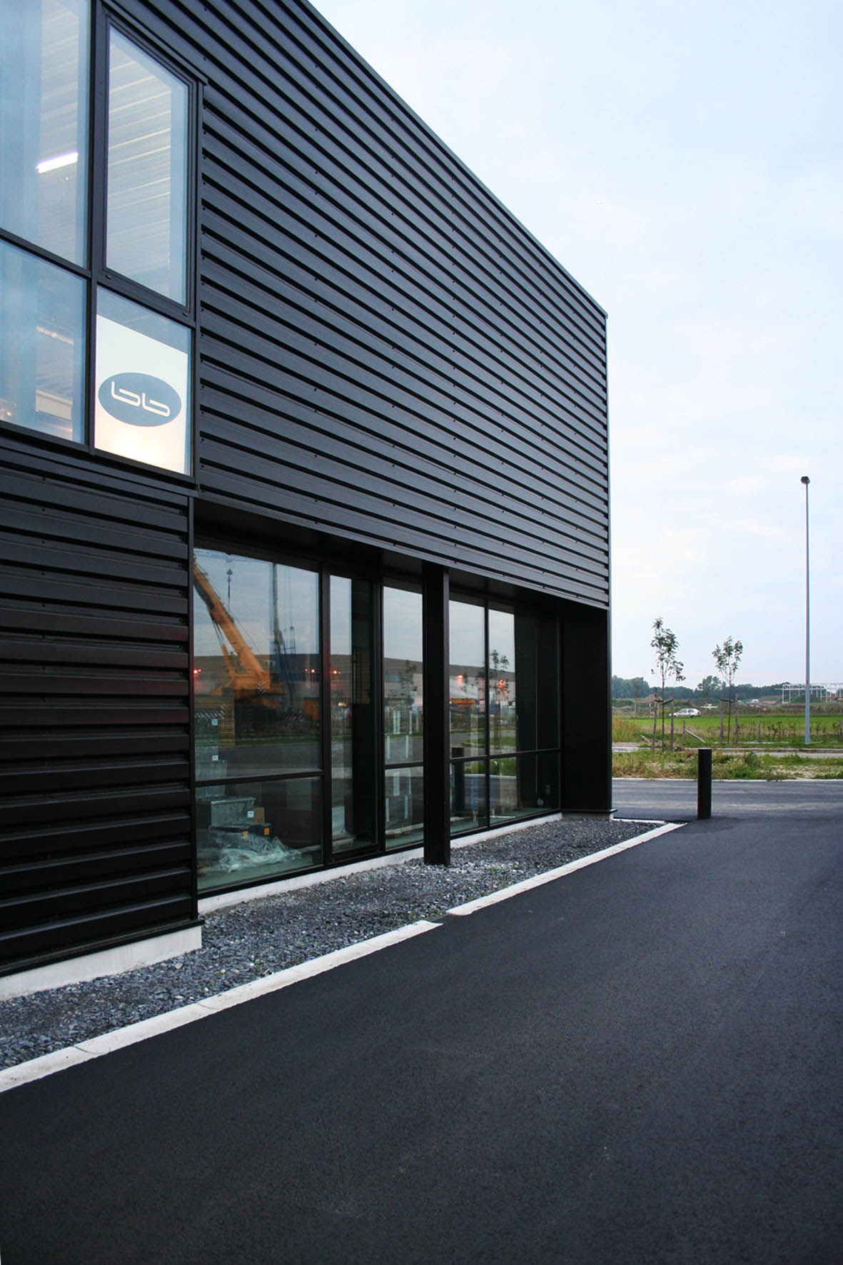 Vanhalst Trading by BOXAR architects - Architizer