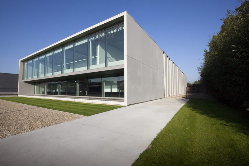 Villa Roces by Govaert & Vanhoutte Architects - Architizer