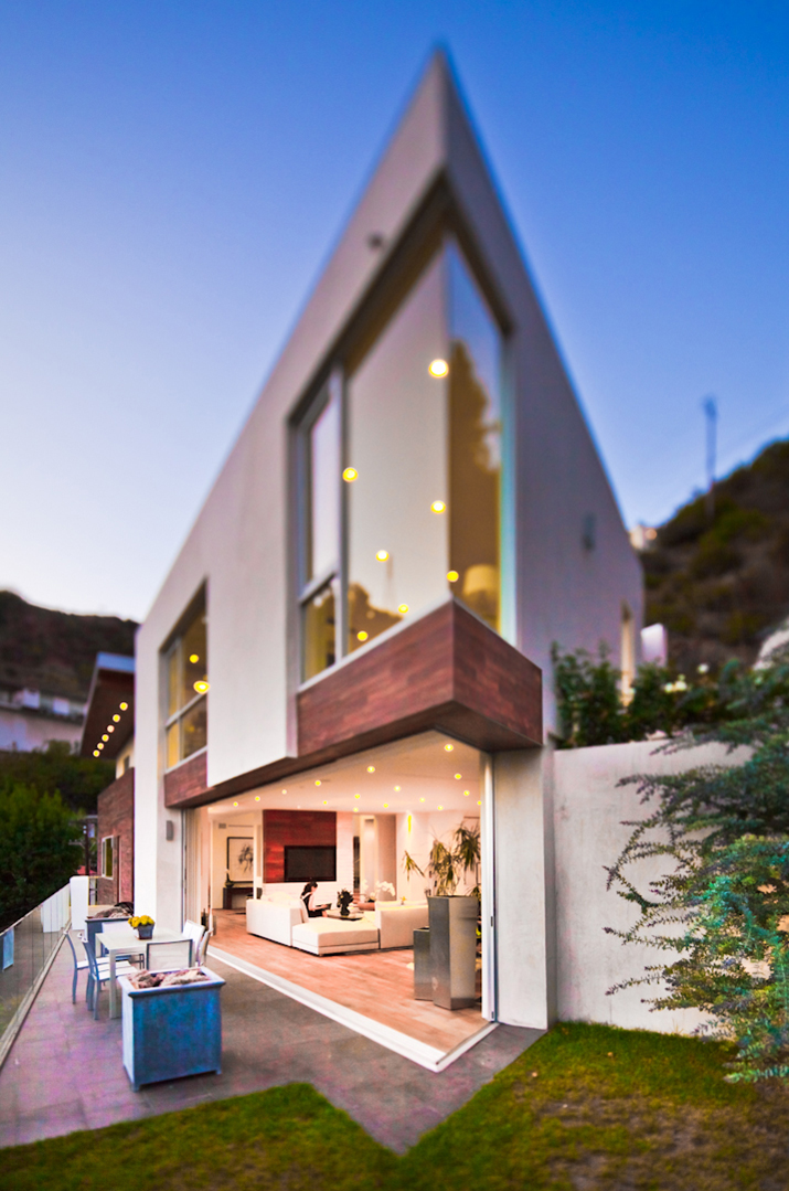 Hollywood Hills Box House (Eyster Residence) - Architizer
