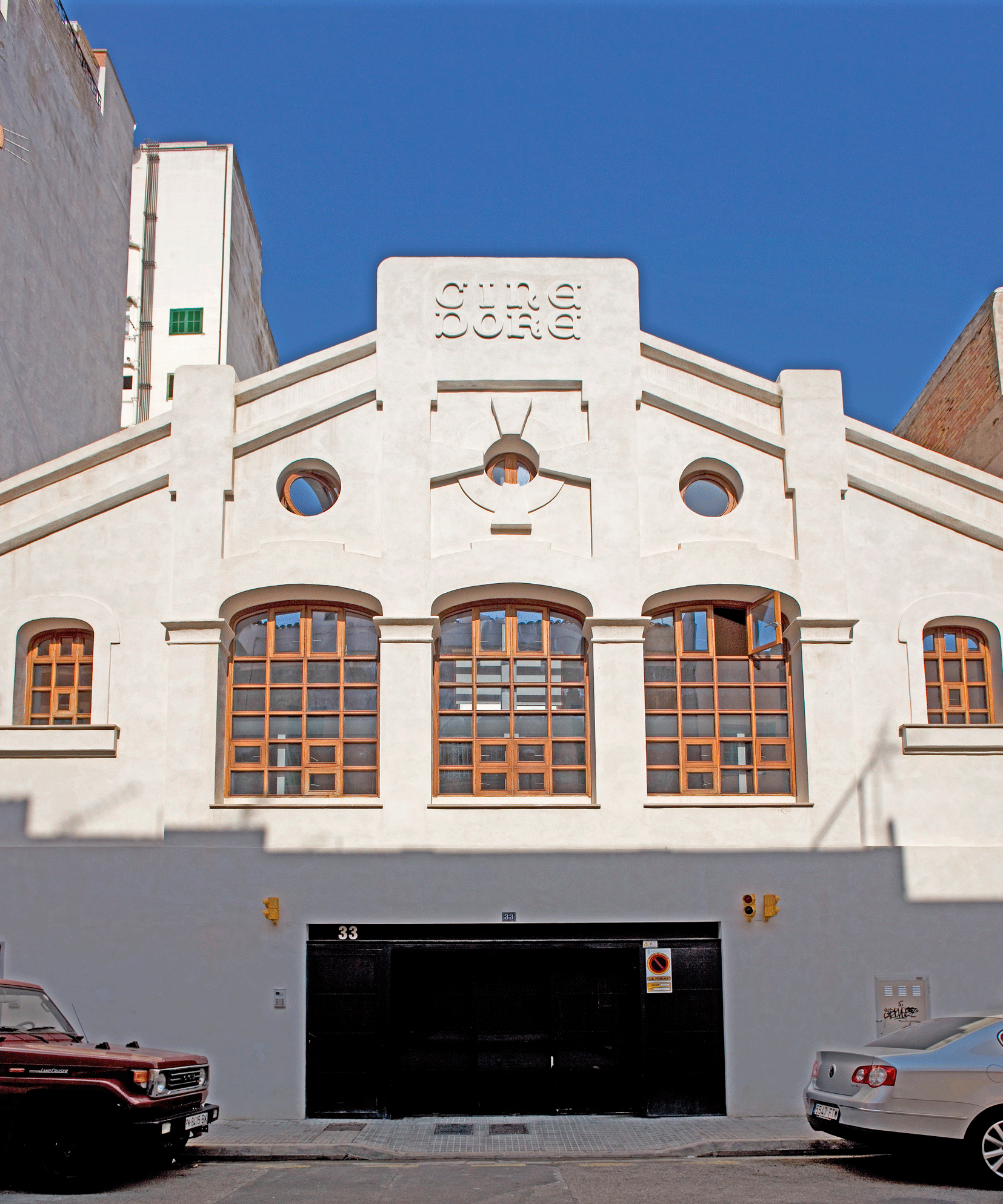 10 Housing Units CINE DORÉ by OFICINE - Architizer