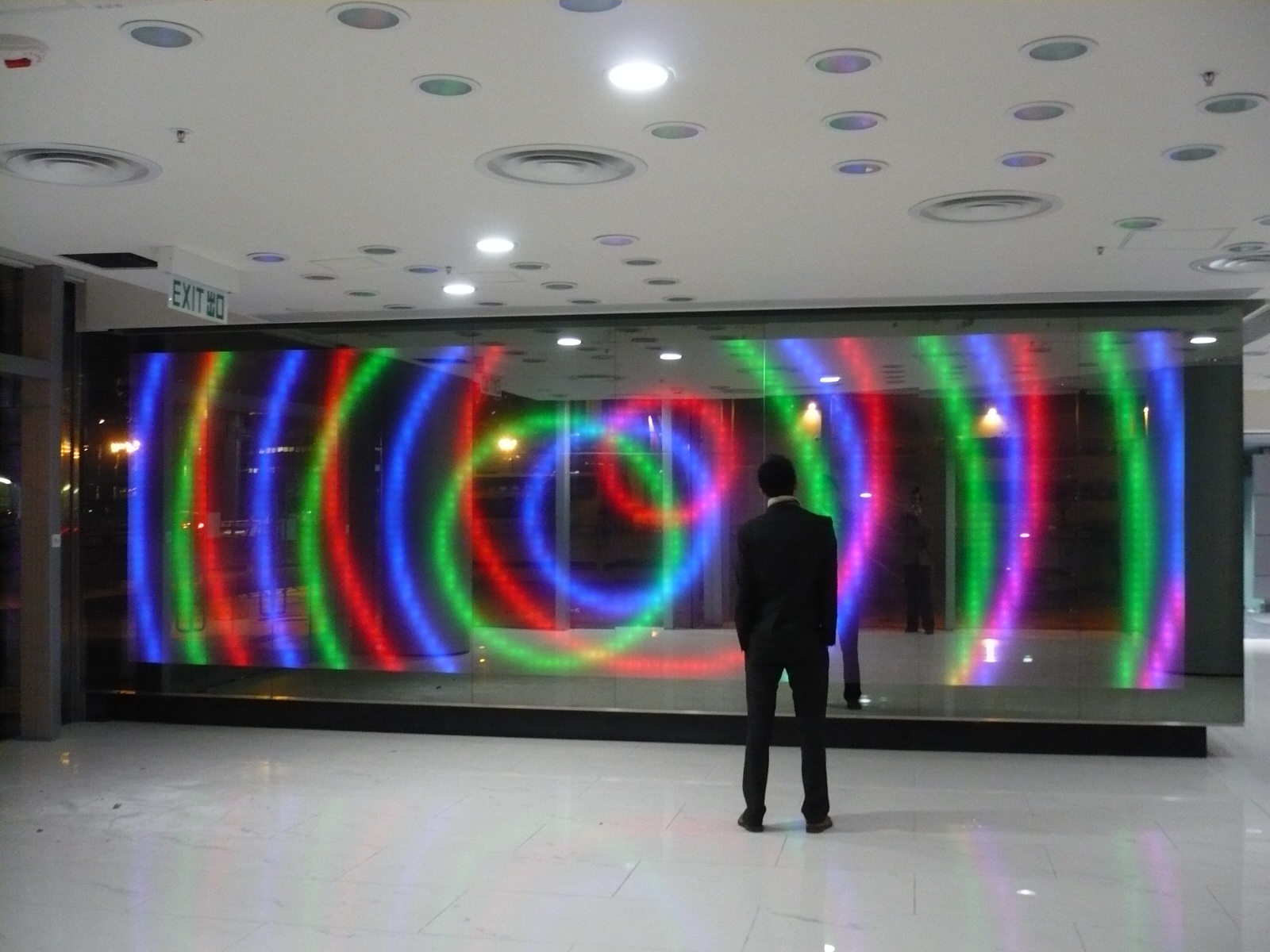 Interactive Mirror - Architizer