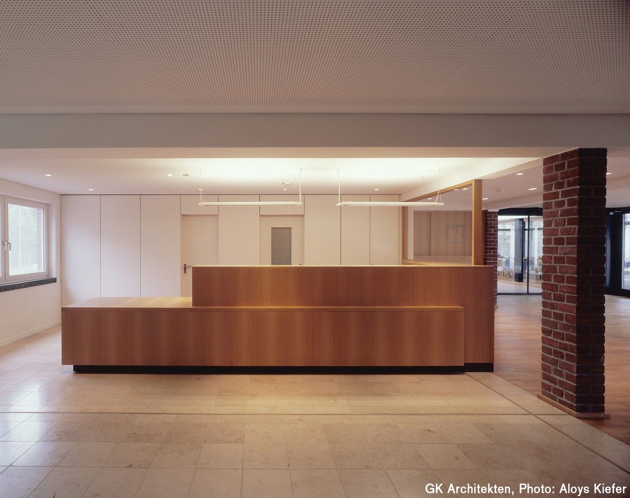 TK Health Insurance Personnel Training Center by GK Architekten ...