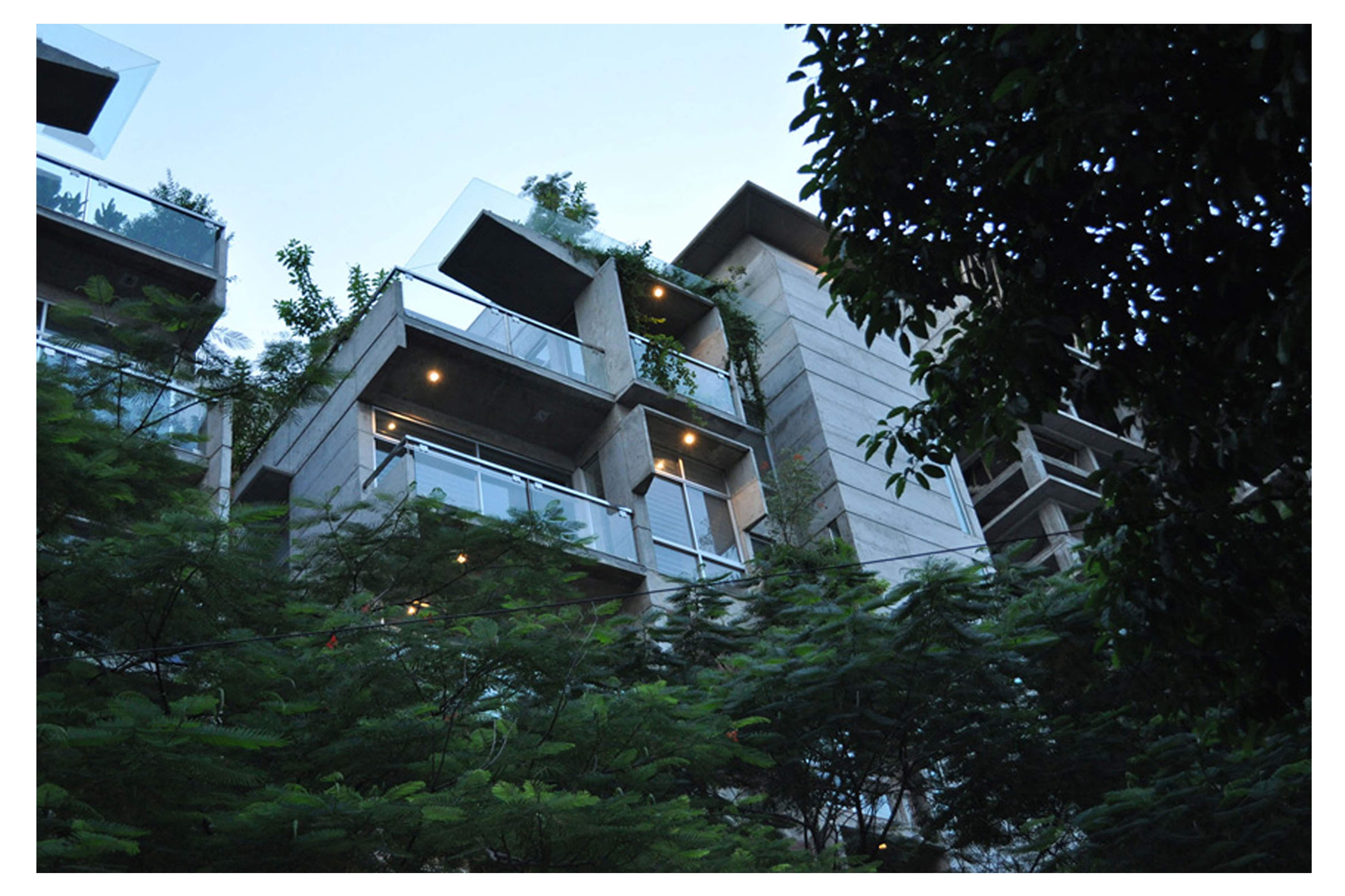 S.A. Residence by SHATOTTO architecture for green living - Architizer