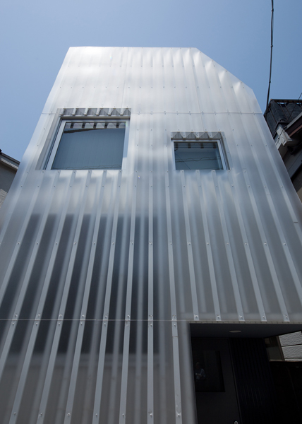 House in Kikuicho “a Double Skin house” - Architizer