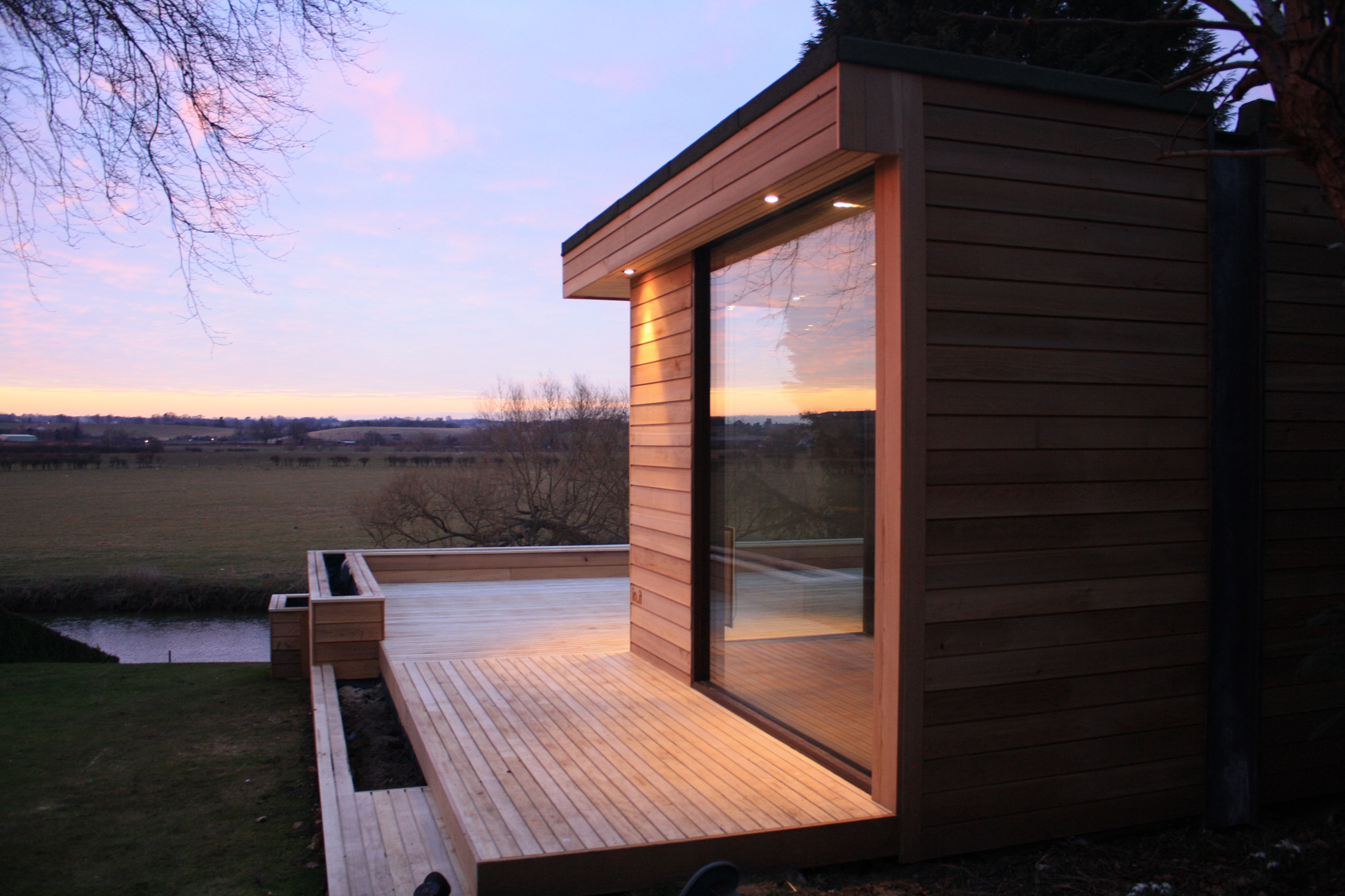 Contemporary Garden Studio in Stratford Upon Avon by in.it.studios ...