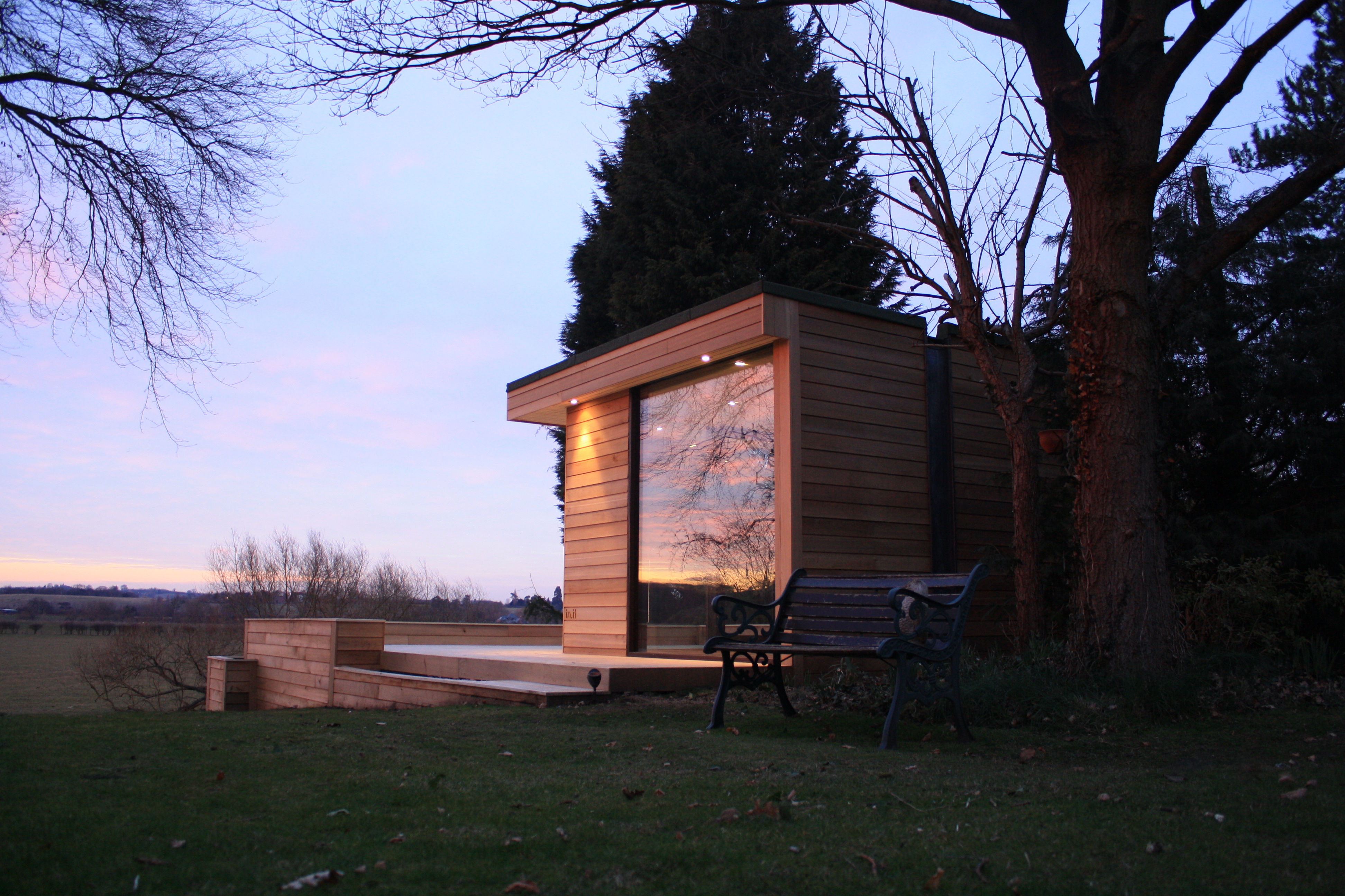 Contemporary Garden Studio in Stratford Upon Avon by in.it.studios ...