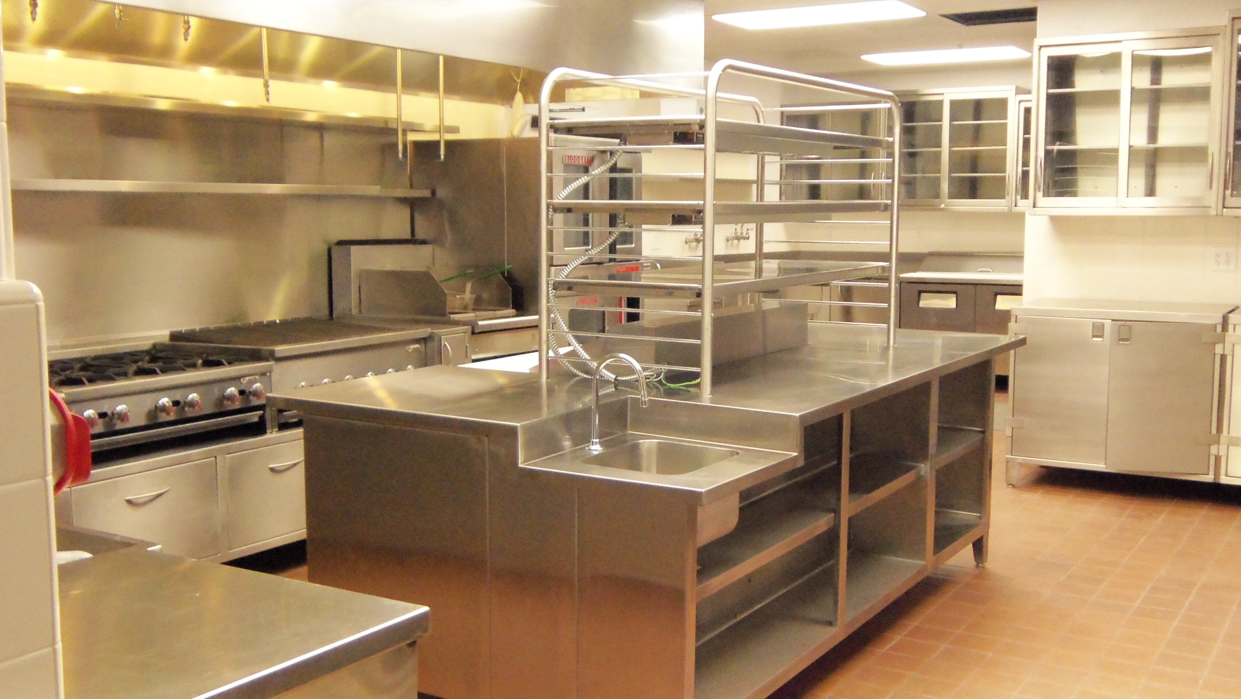 DESIGN BUILD COMMERCIAL KITCHEN by industrialists.biz - Architizer