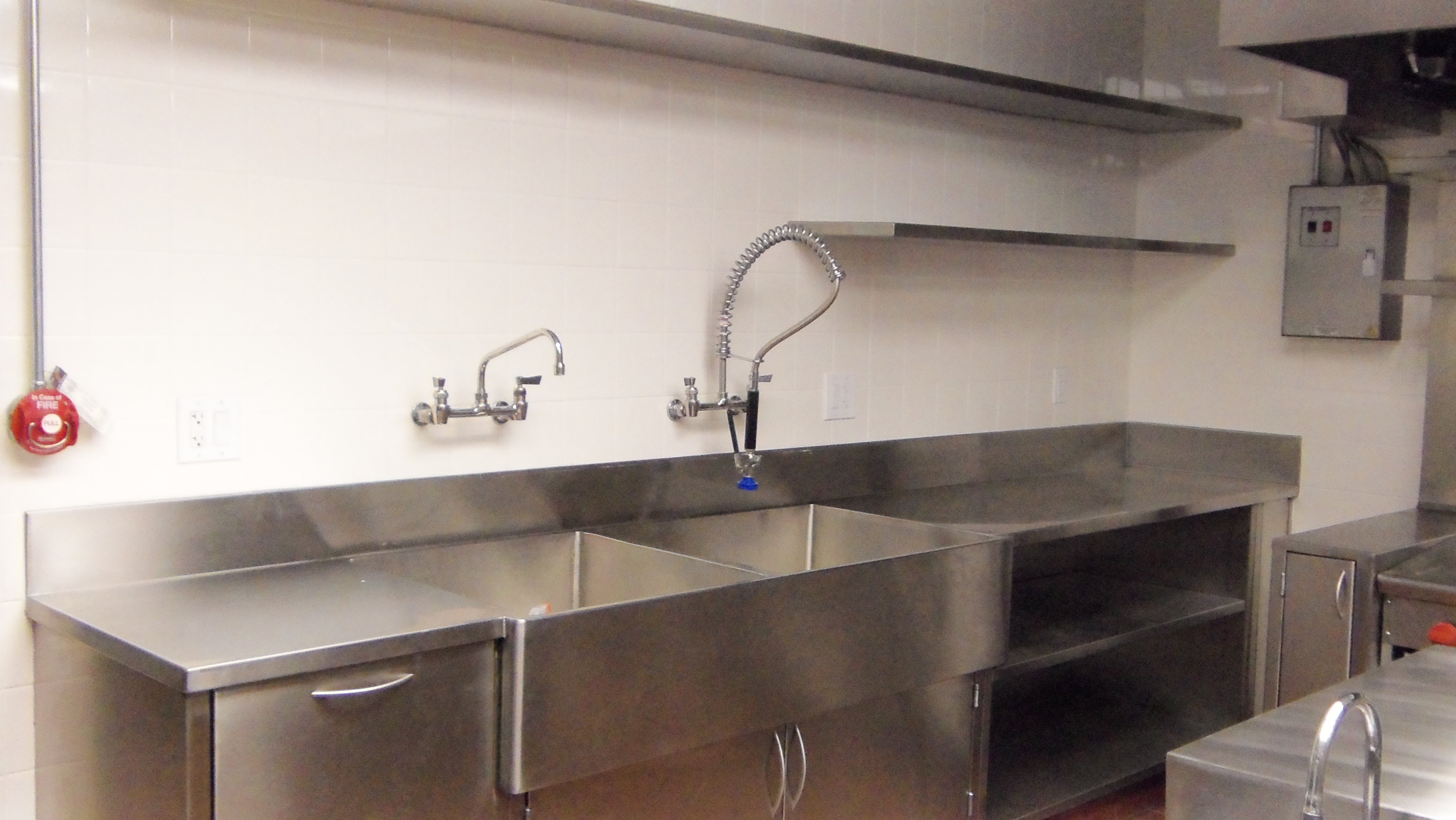 DESIGN BUILD COMMERCIAL KITCHEN by industrialists.biz - Architizer