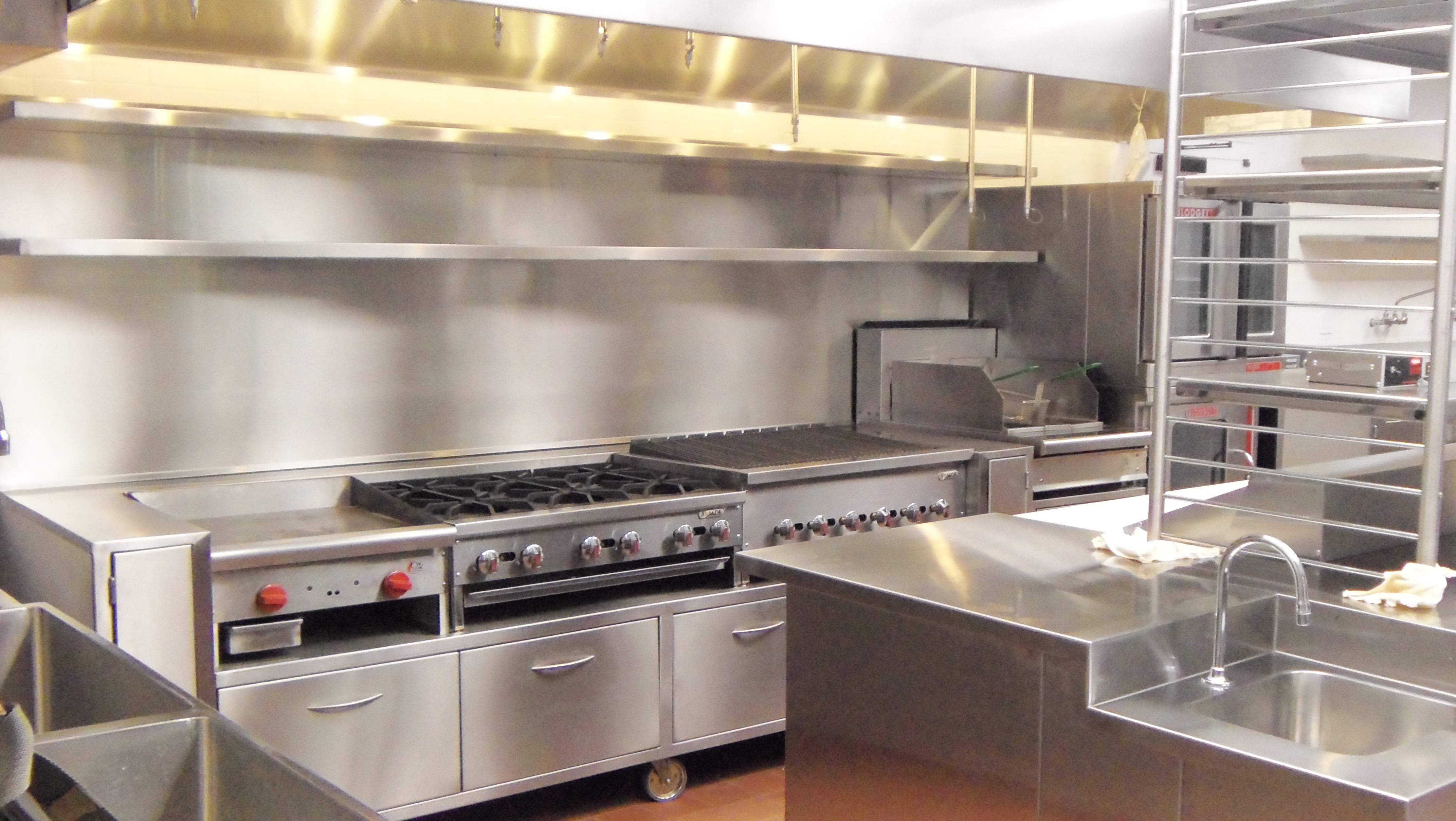 DESIGN BUILD COMMERCIAL KITCHEN by industrialists.biz - Architizer