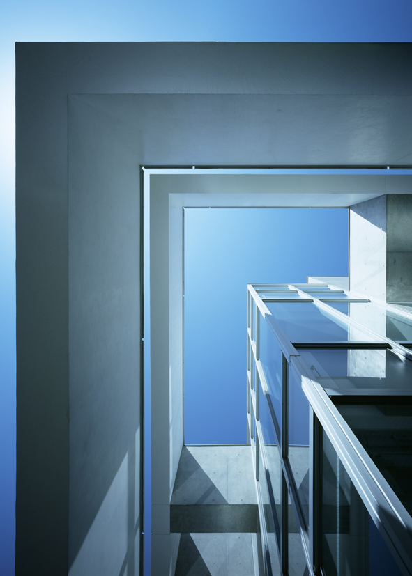 VICTORINOX JAPAN HEAD OFFICE BUILDING by STUDIO KUBOTA ARCHITECTURE ...