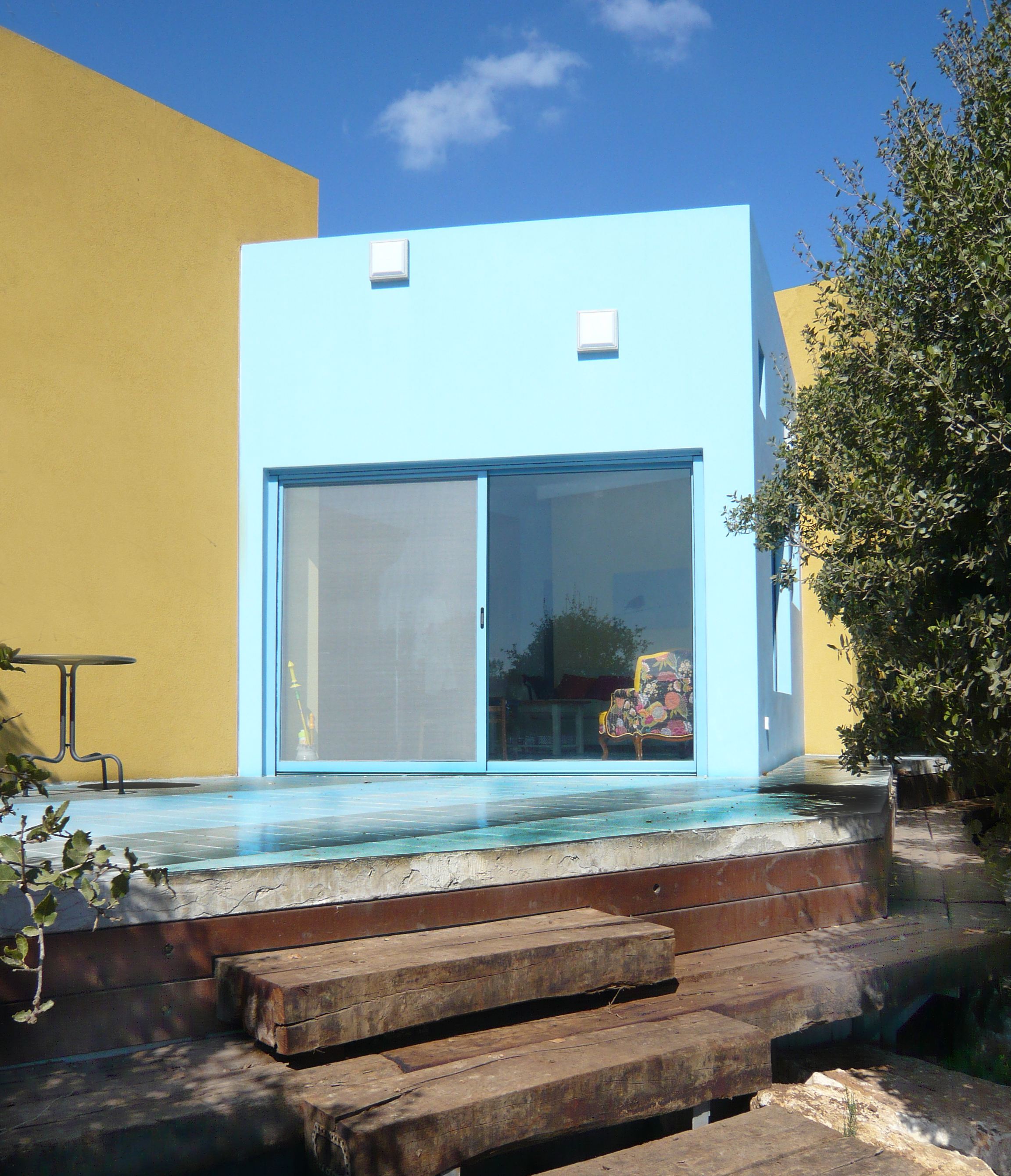 Borderline Vacation House by Z-A Studio - Architizer