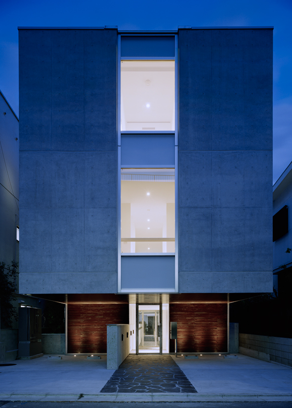 VICTORINOX JAPAN HEAD OFFICE BUILDING by STUDIO KUBOTA ARCHITECTURE ...