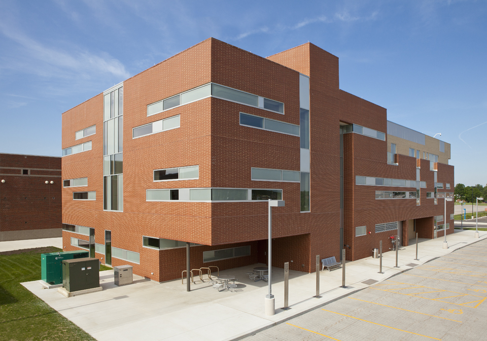 Brunswick University Center - Architizer