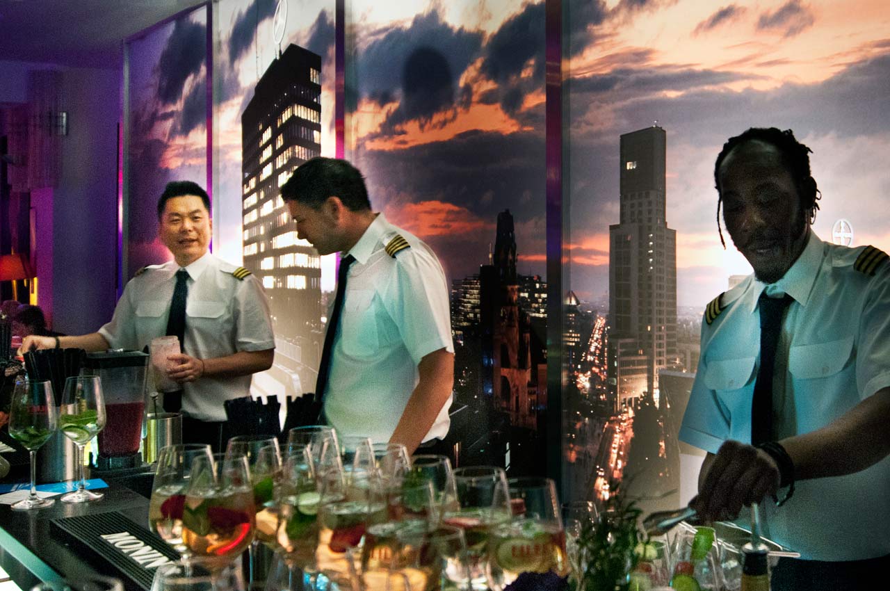 Pan Am Lounge - Architizer