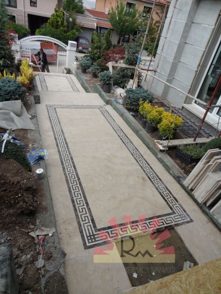 Grand House of Ali D. by REYHAN CONSTRUCTION AND MARBLE ART INDUSTRY ...