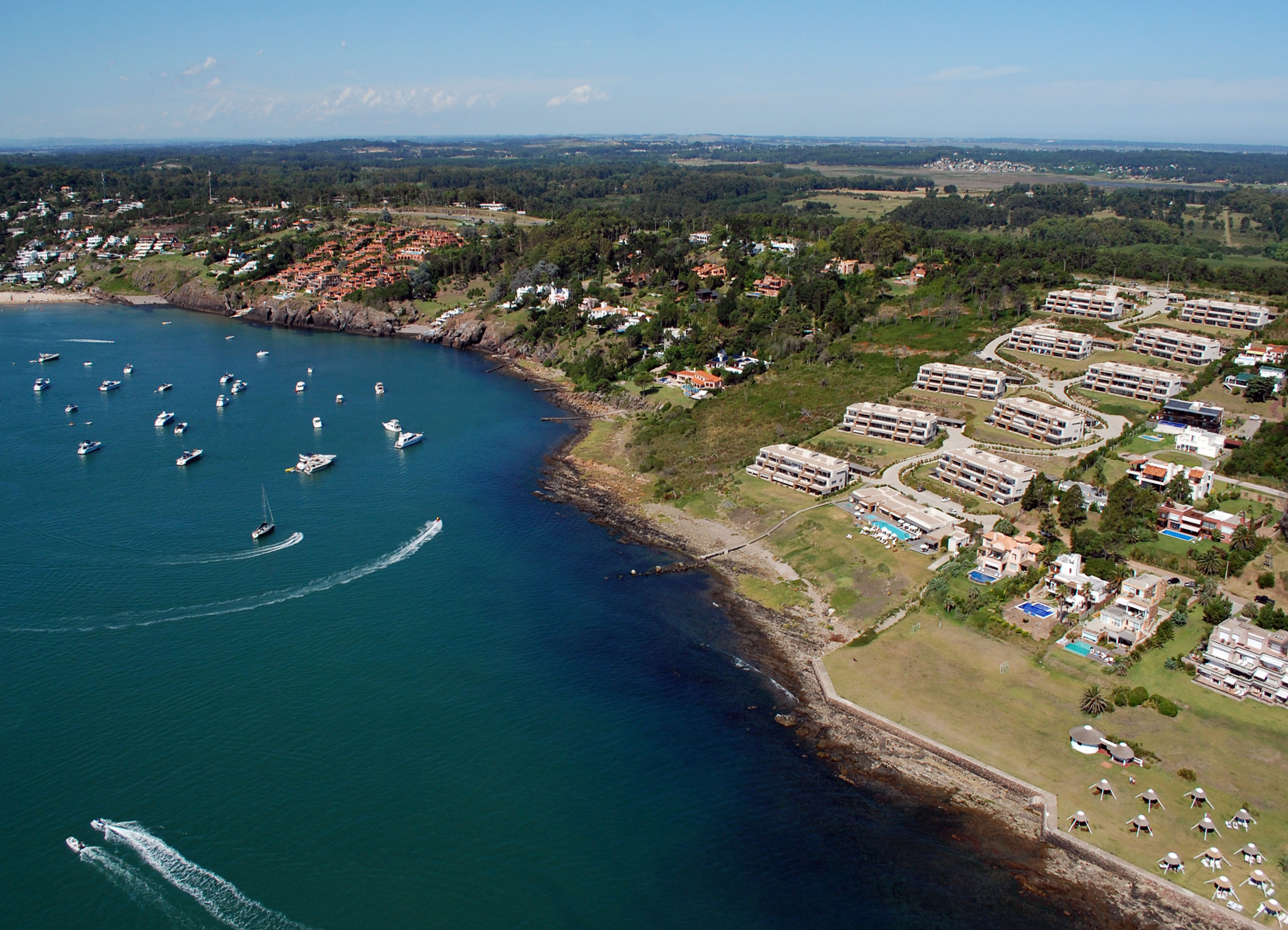 Quartier Punta Ballena by Camps & Tiscornia - Architizer