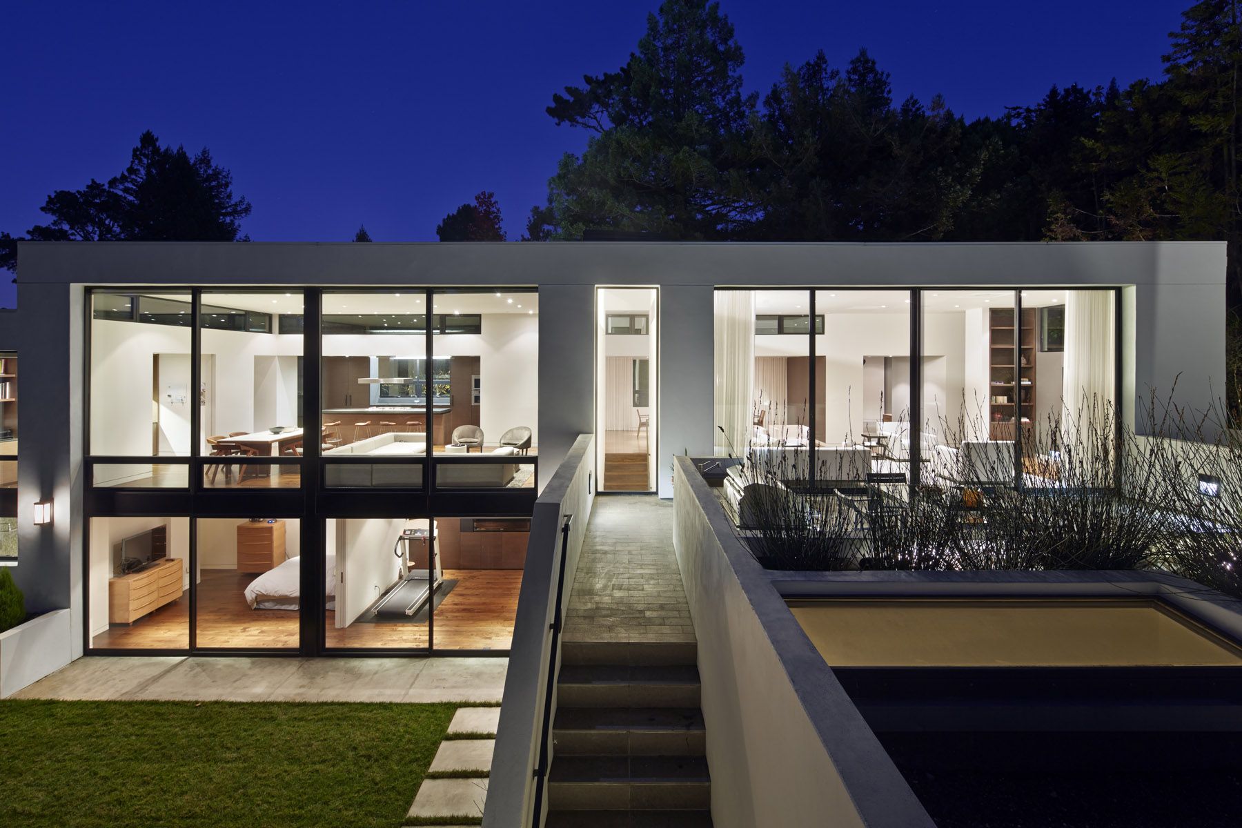 Hillsborough Modern Residence by MAK Studio - Architizer