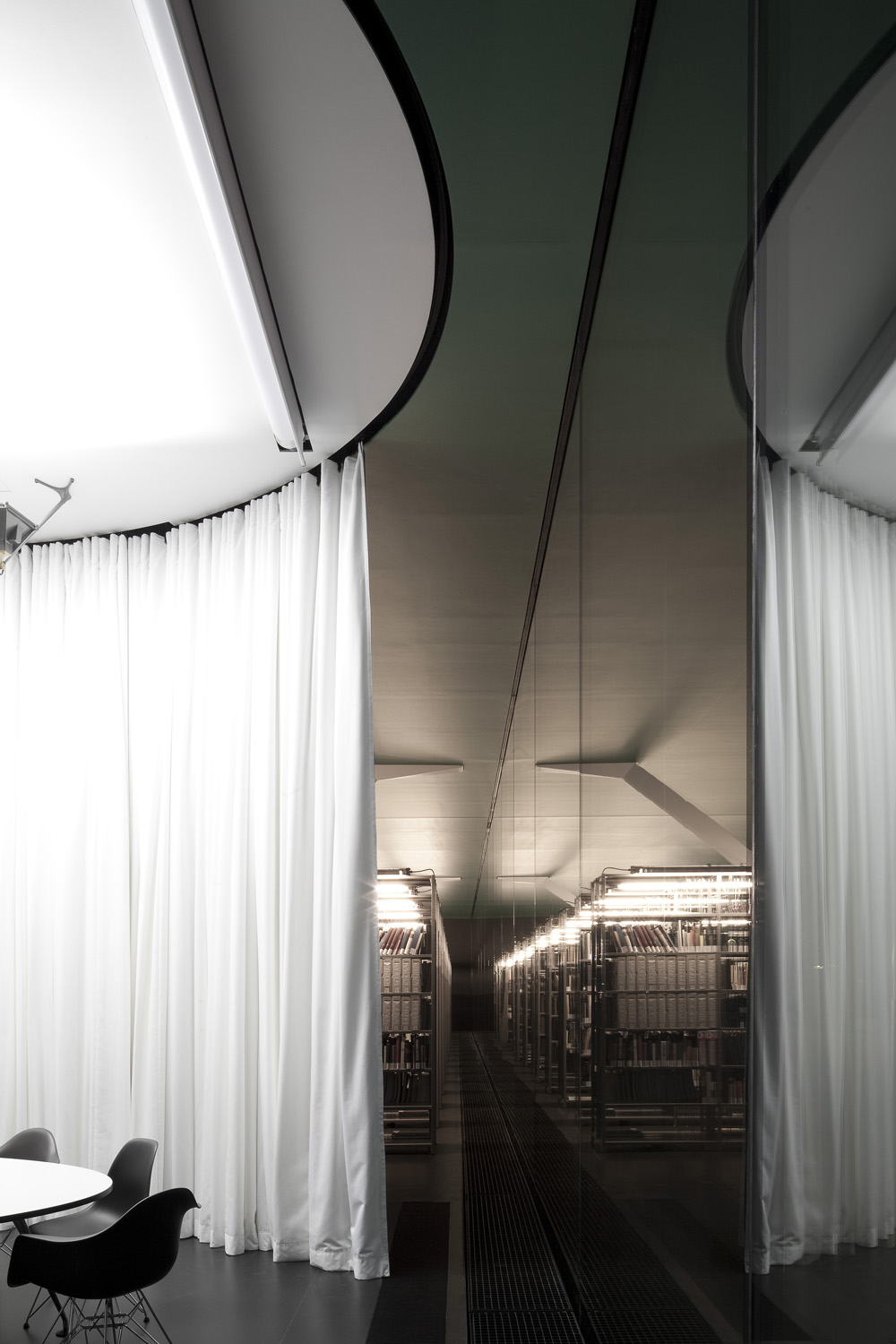 Library for Architecture, Art and Design by zauberscho(e)n - Architizer