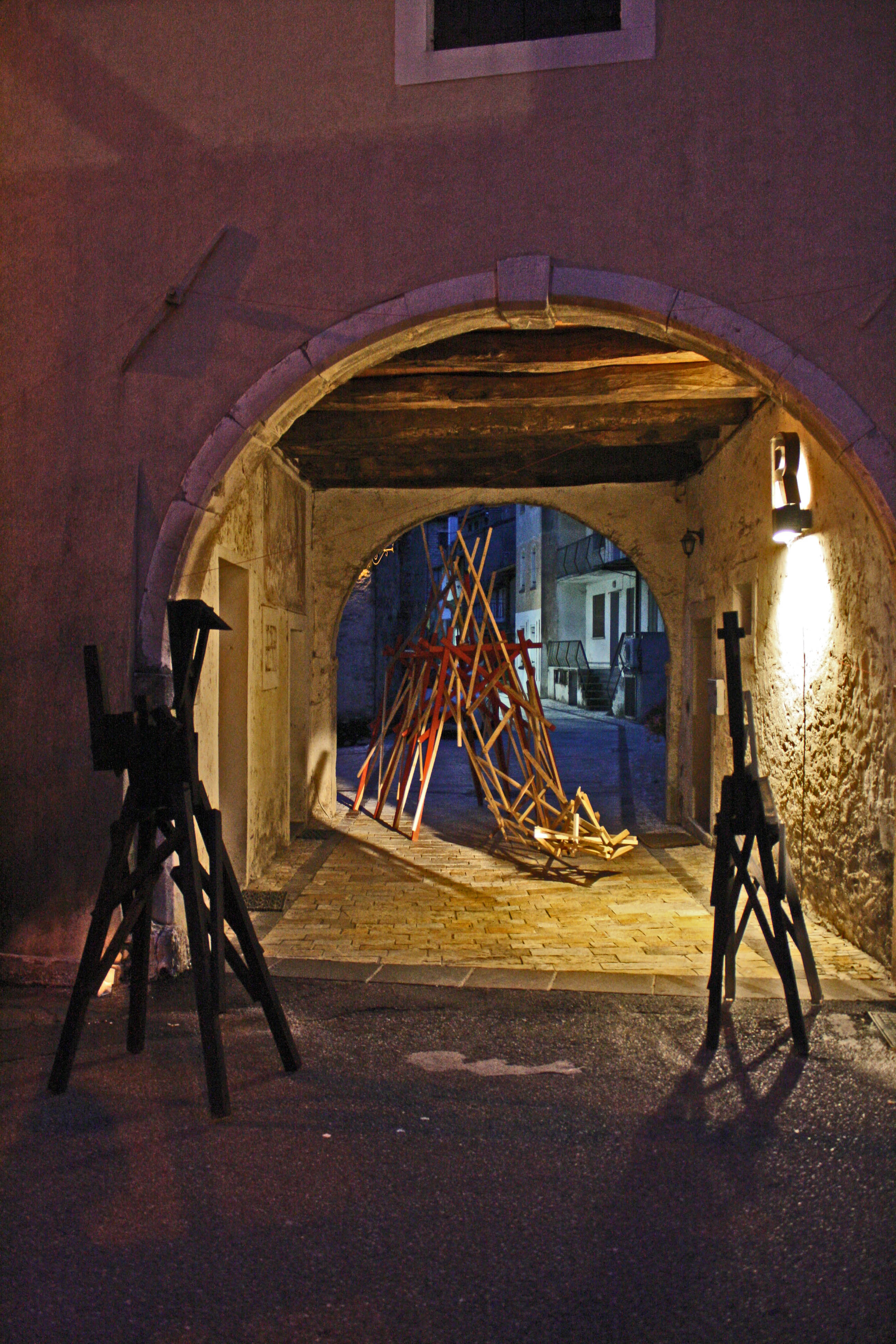 THROUGH THE LOOKING GLASS set design project by AtelierFraSe - Architizer