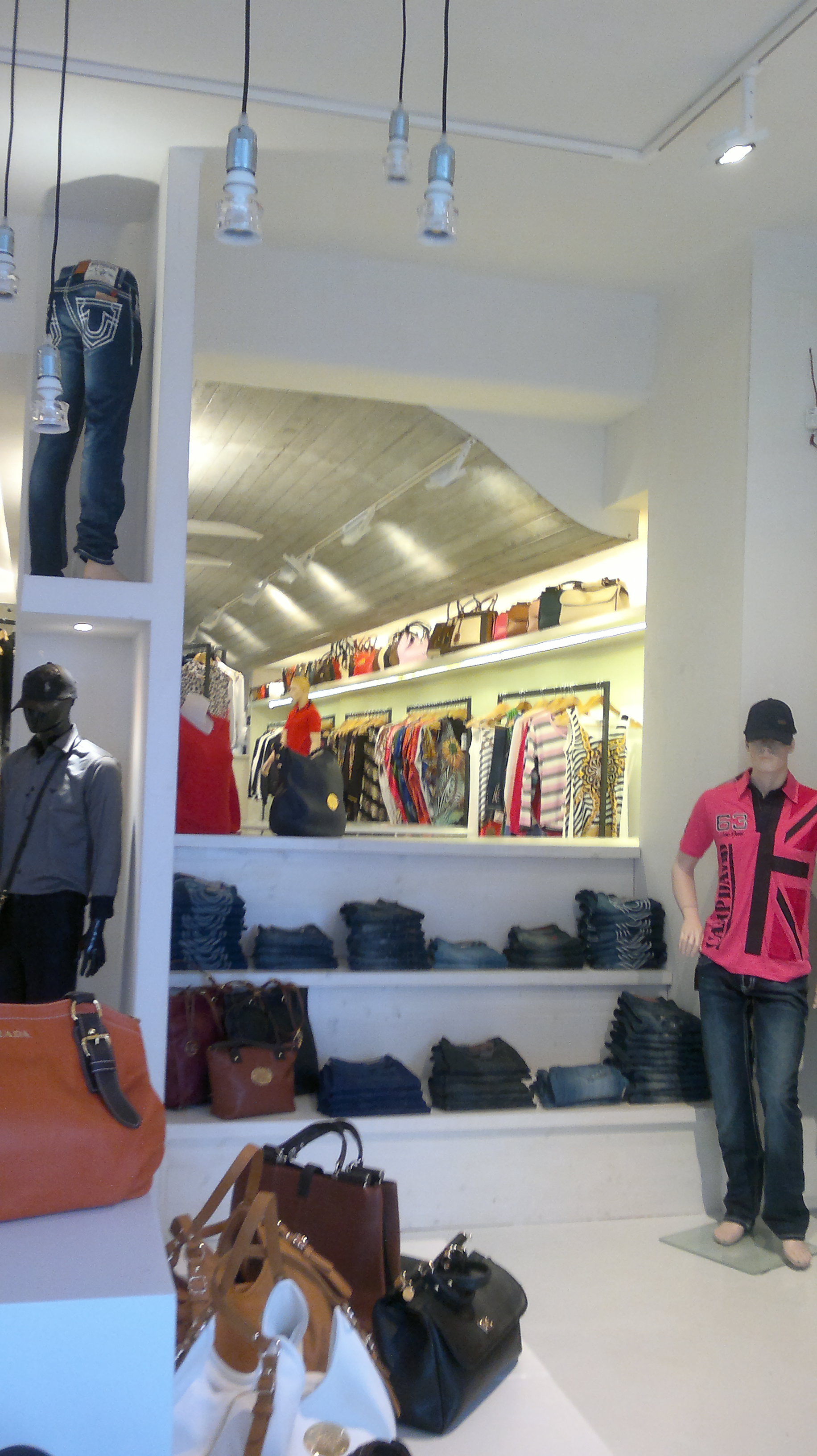 GD clothes Butique Hersonisos Crete - Architizer