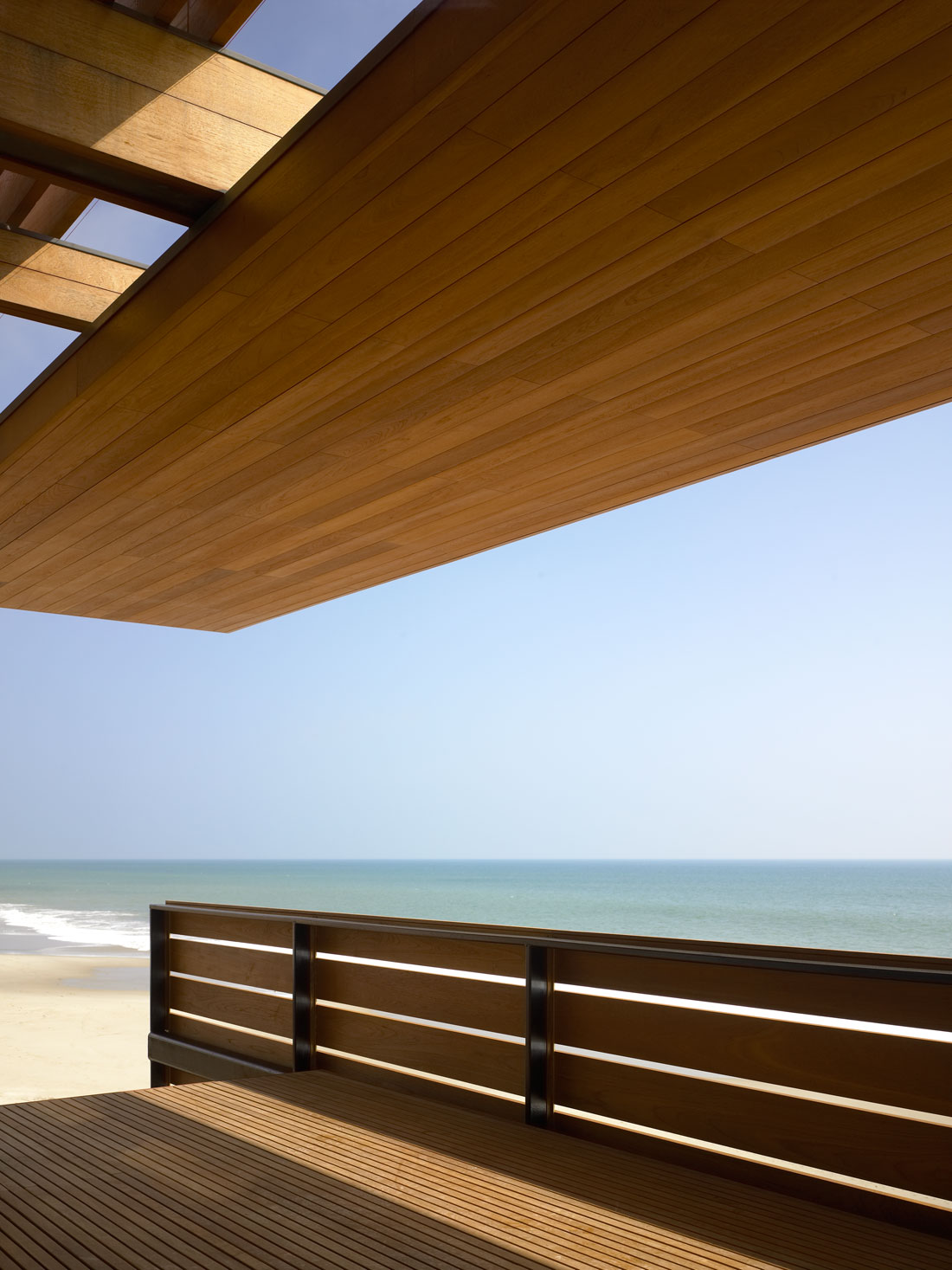 Idea 142706: Malibu Beach House by Richard Meier & Partners Architects ...