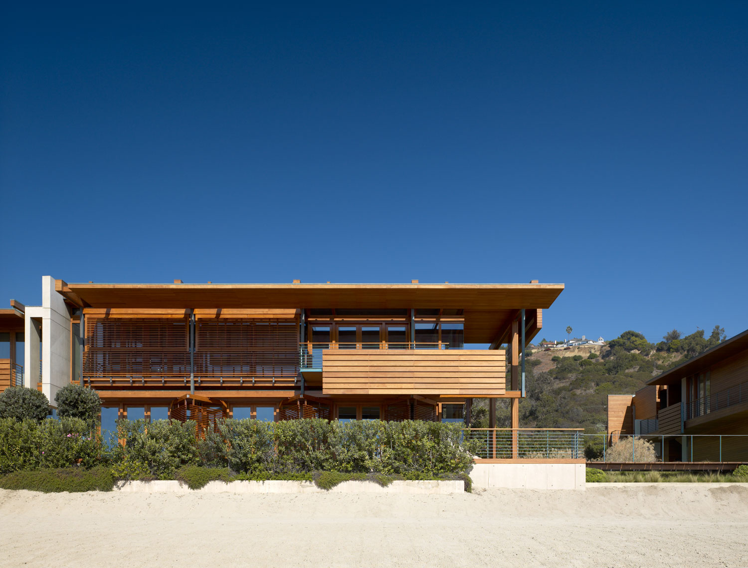 Malibu Beach House - Architizer