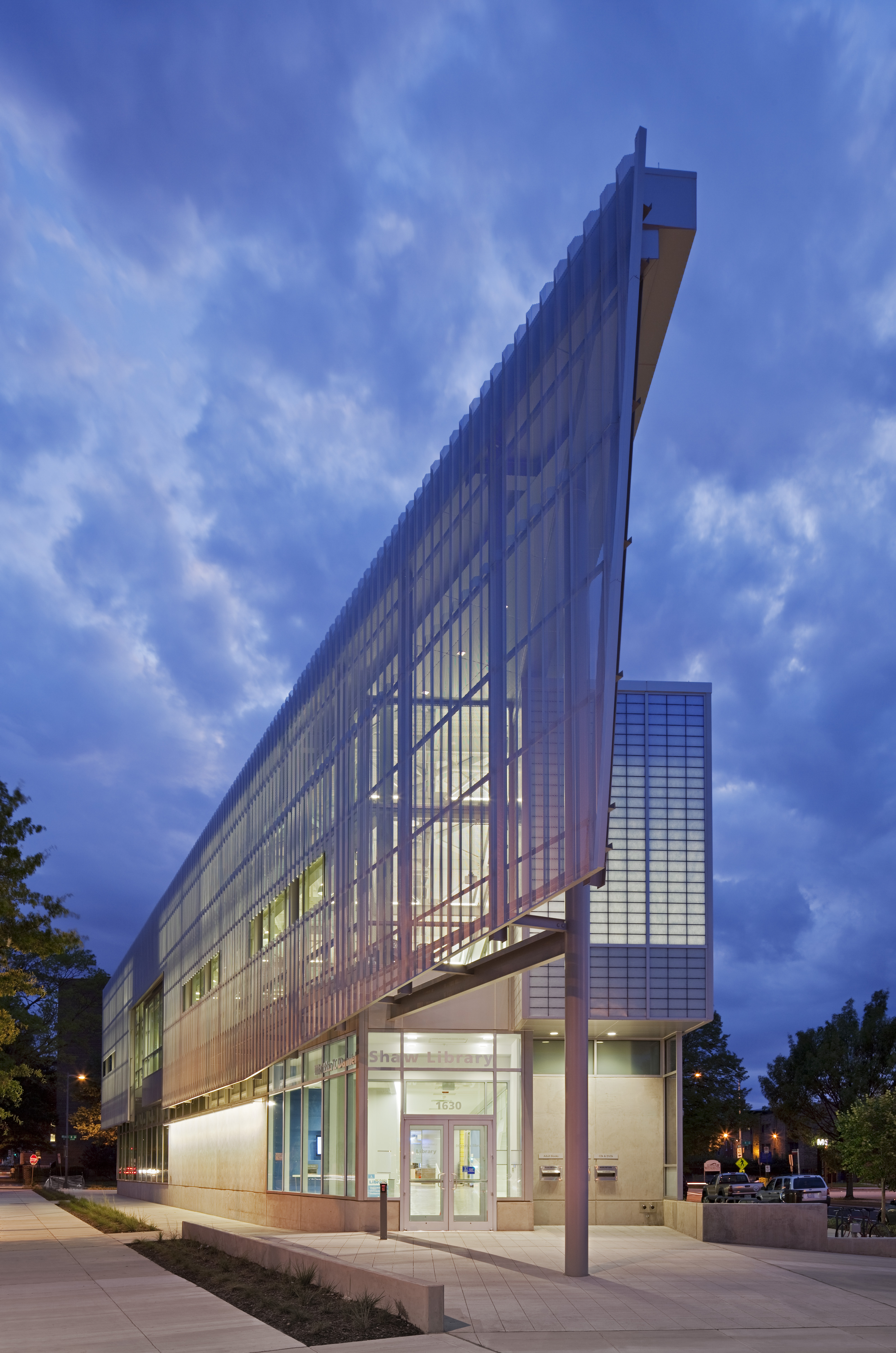 Watha T. Daniel/Shaw Neighborhood Library by Davis Brody Bond LLP ...