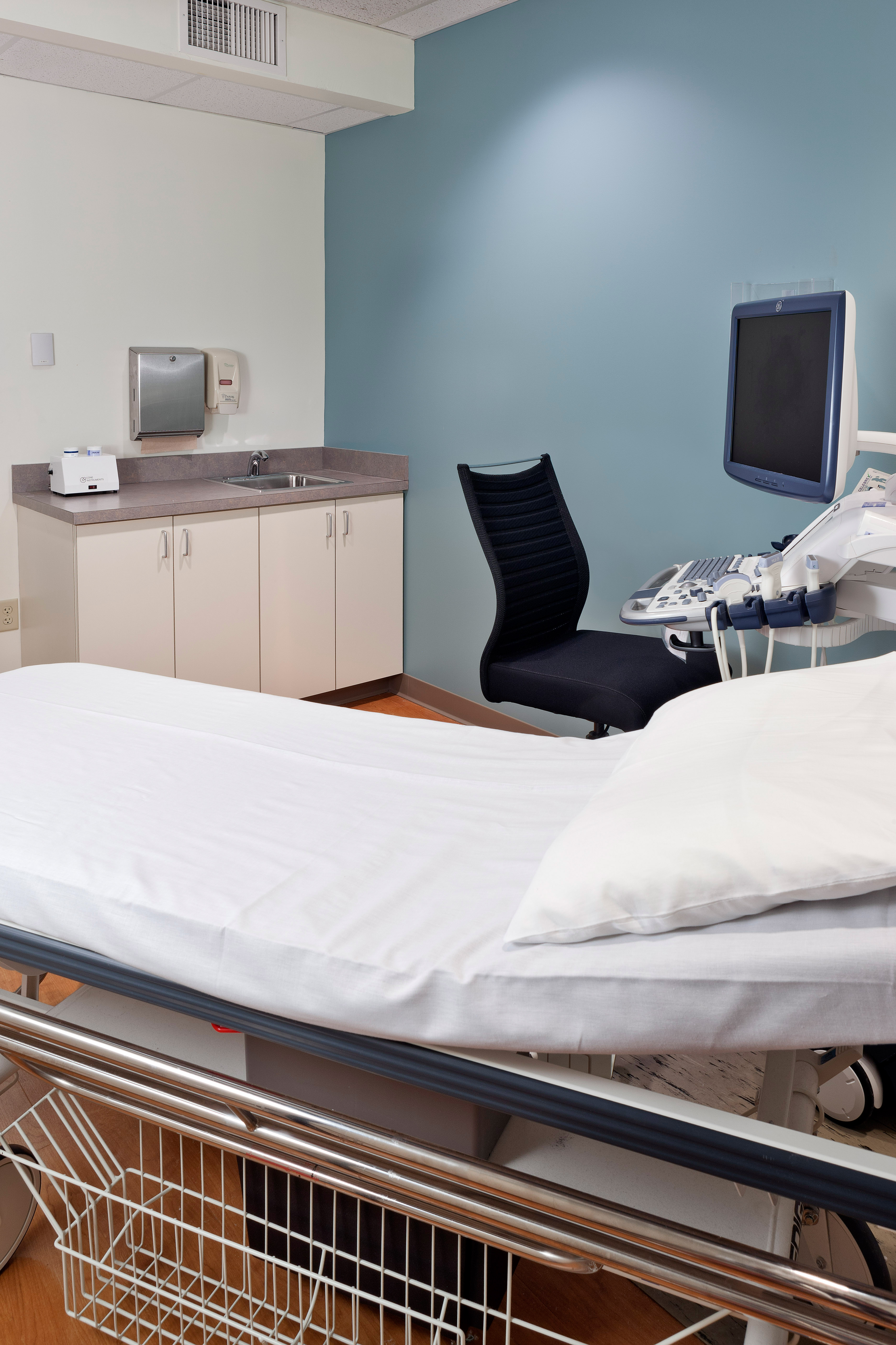 Reliant Medical Group: Mammography Suite - Architizer