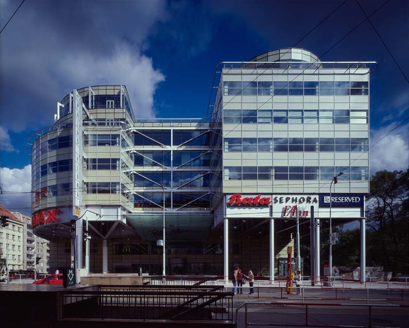 Idea 292171: Flora Palace by Petr Franta architects, Ltd. in Prague ...