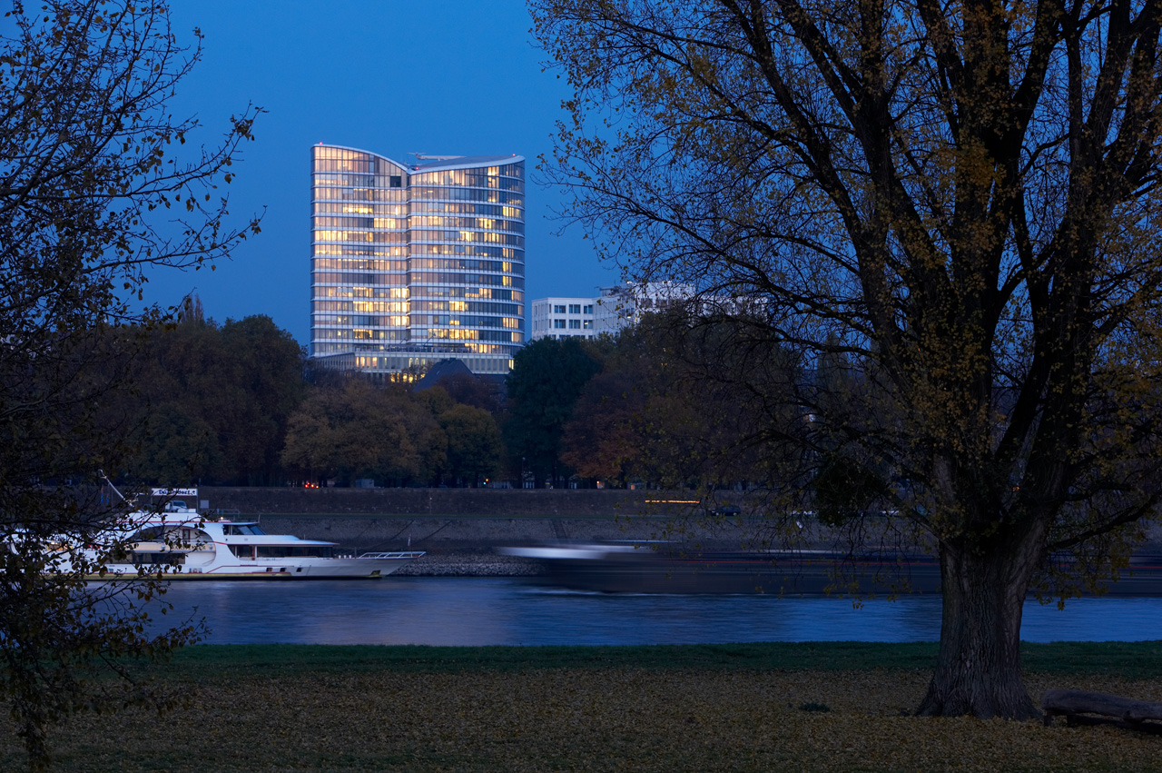 Sky Office by ingenhoven associates - Architizer