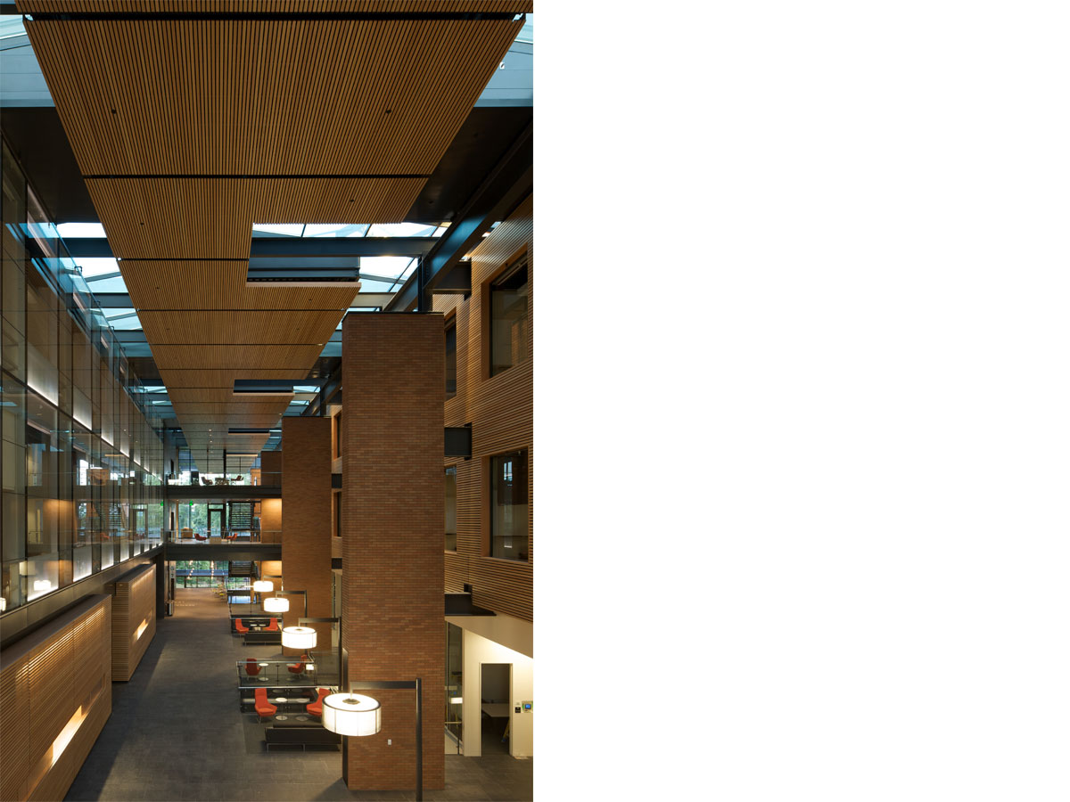 PACCAR Hall, Foster School of Business, University of Washington by LMN ...