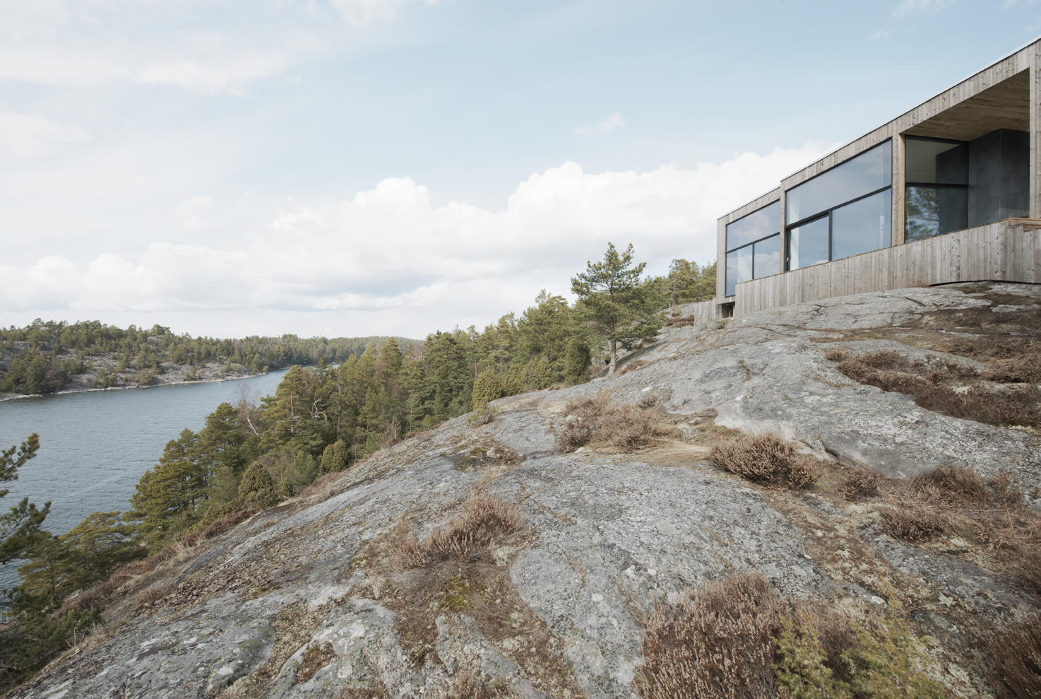 House on a Cliff by GIPP arkitektur - Architizer