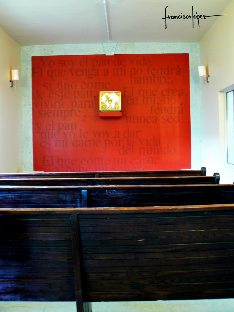 red altar - Architizer
