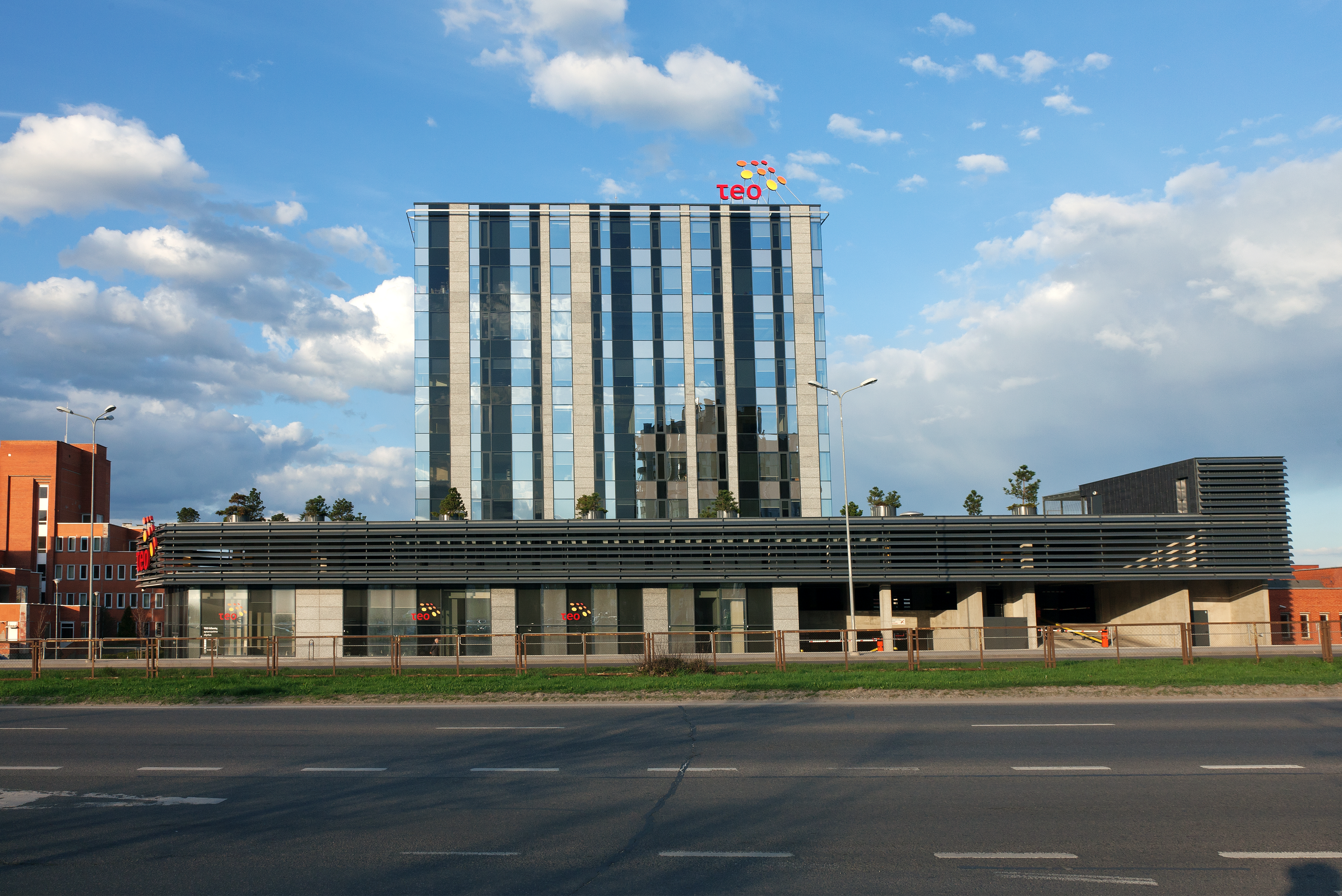 The commercial center with administrative premises by VILNIAUS ...