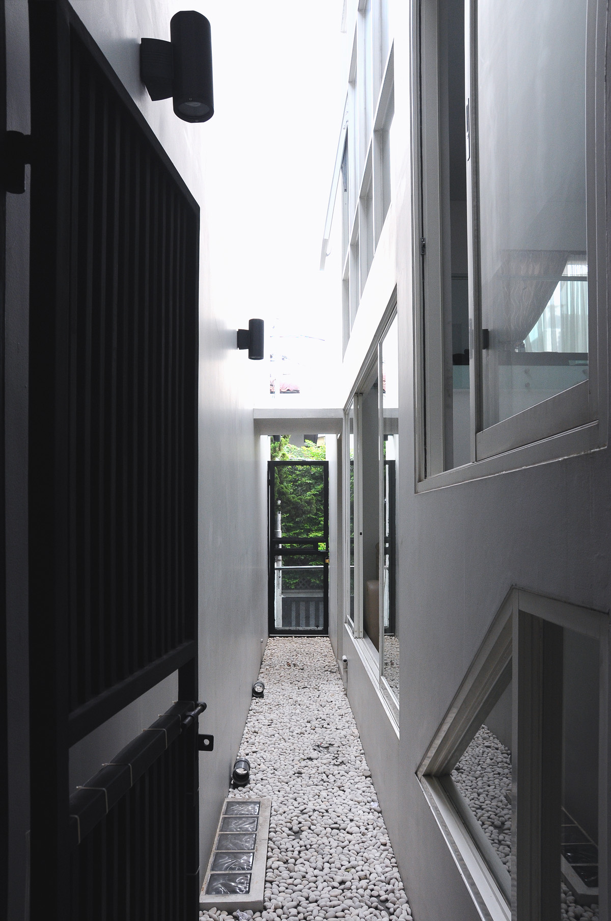 Toma House - Architizer