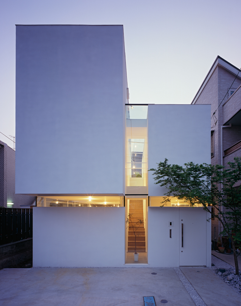 GAP-House by Tetsushi Tominaga Architect & Associates - Architizer