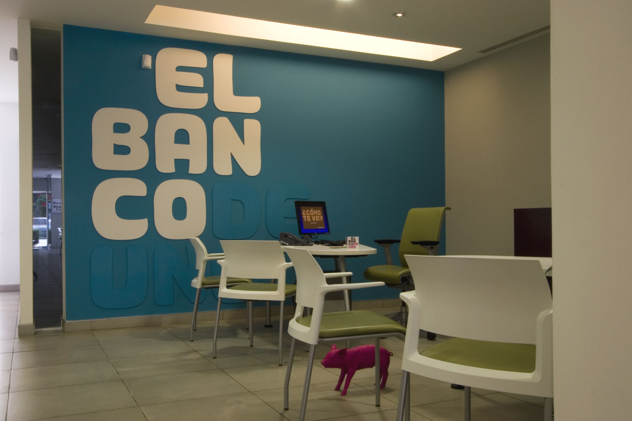 El Banco de uno (sucursales) by usoarquitectura - Architizer
