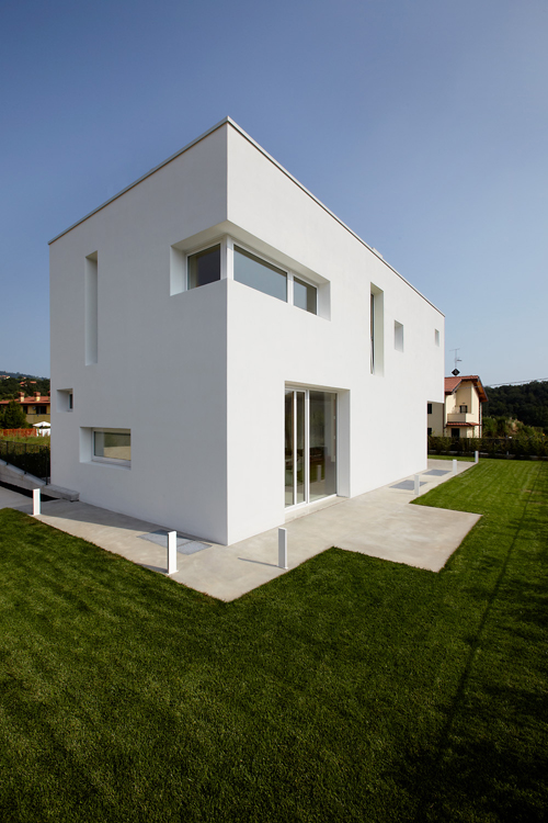Hut Cut House by Bamboo Studio - Architizer