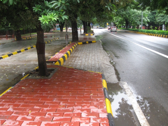 Streetscaping of Delhi Roads by Pradeep Sachdeva Design Associates ...