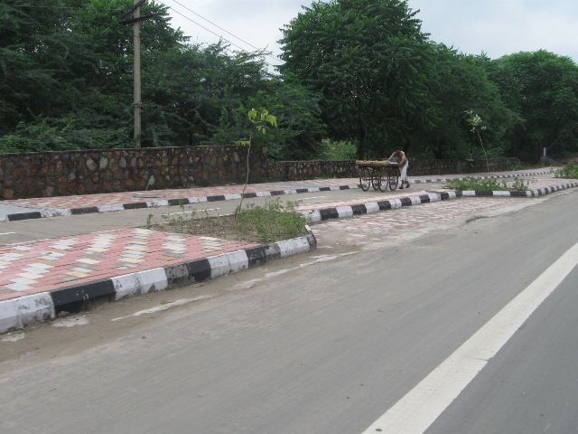 Streetscaping of Delhi Roads by Pradeep Sachdeva Design Associates ...