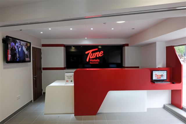 Tune Hotel Westminster - Architizer