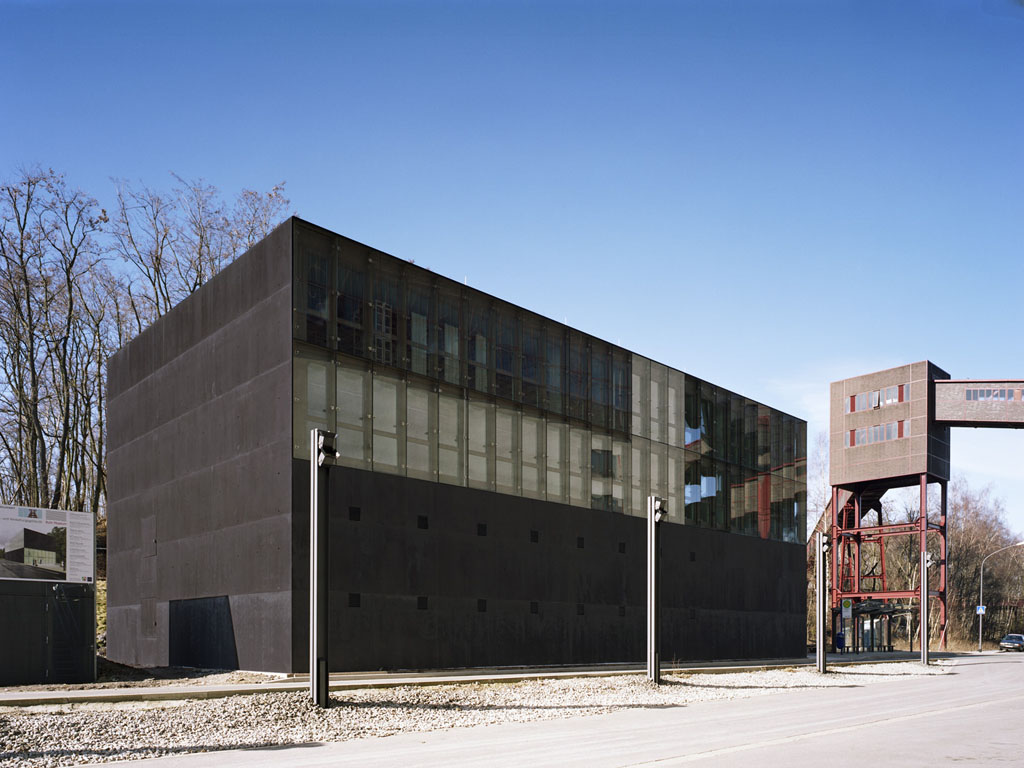 Minimum House by Scheidt Kasprusch Architekten - Architizer