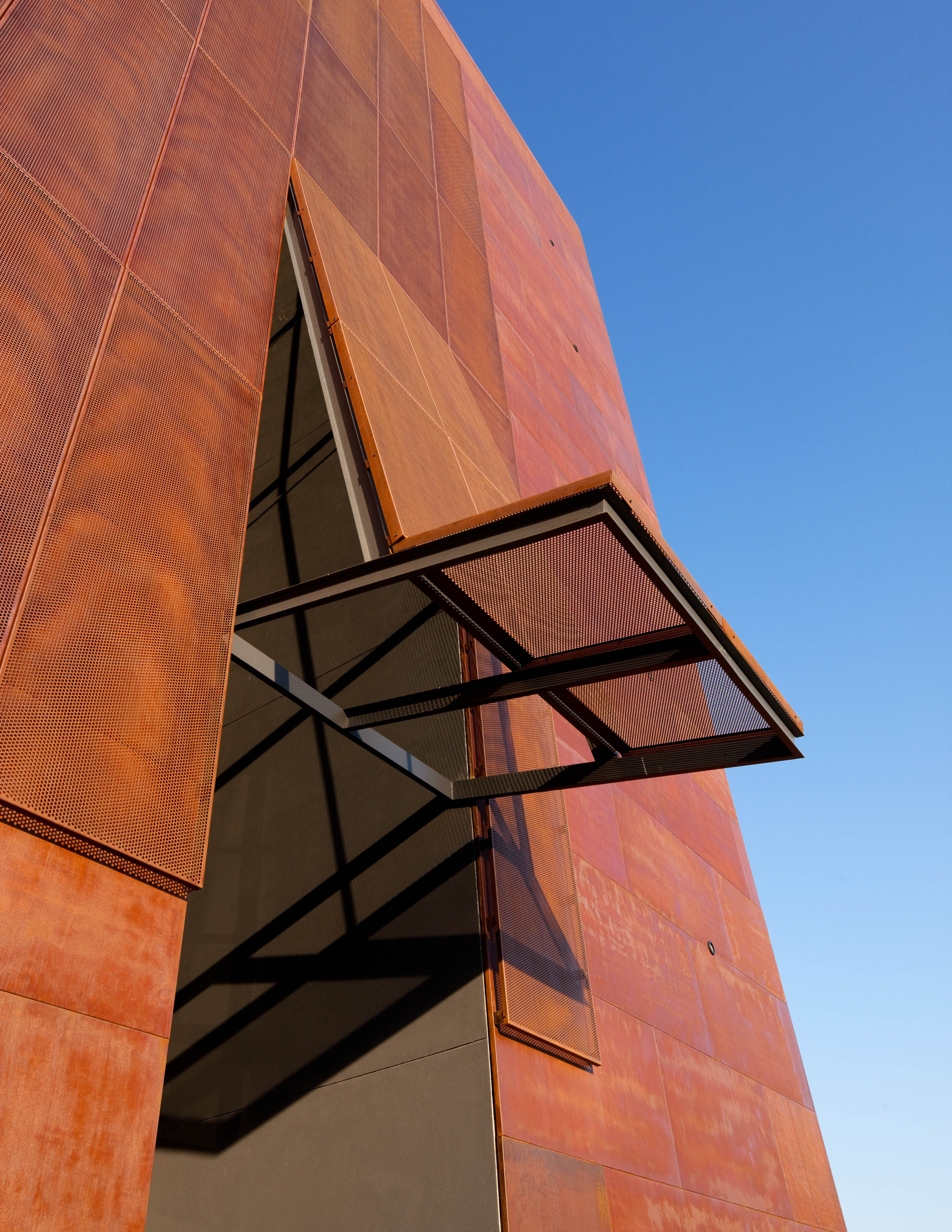 The Bridge Building by HASTINGS Architecture - Architizer