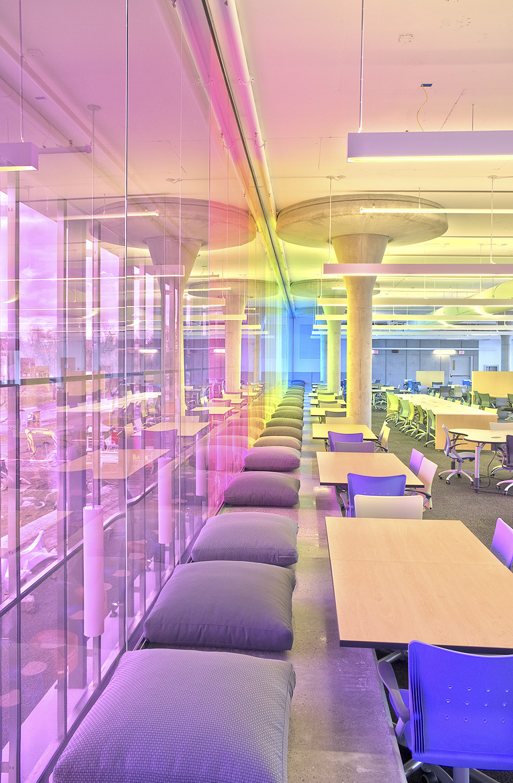 Cummings Library and Collaboratory, Mohawk College by Zeidler ...