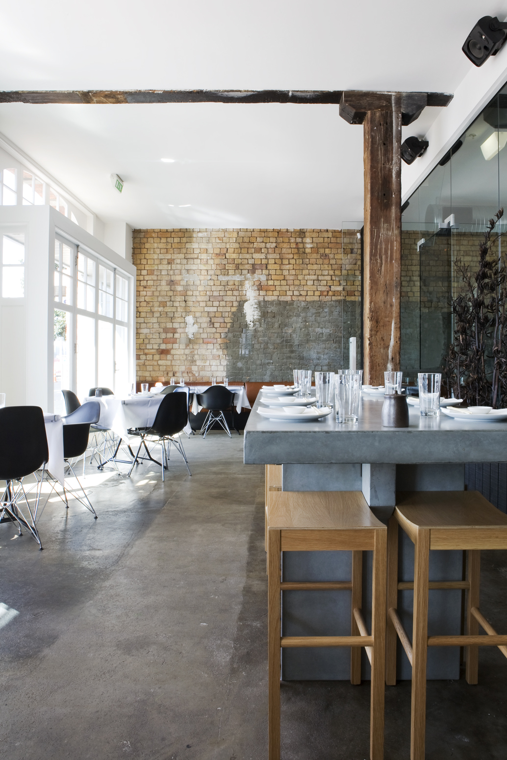 Ebisu Restaurant Auckland by Dorrington Atcheson Architects, Veneer Ltd ...