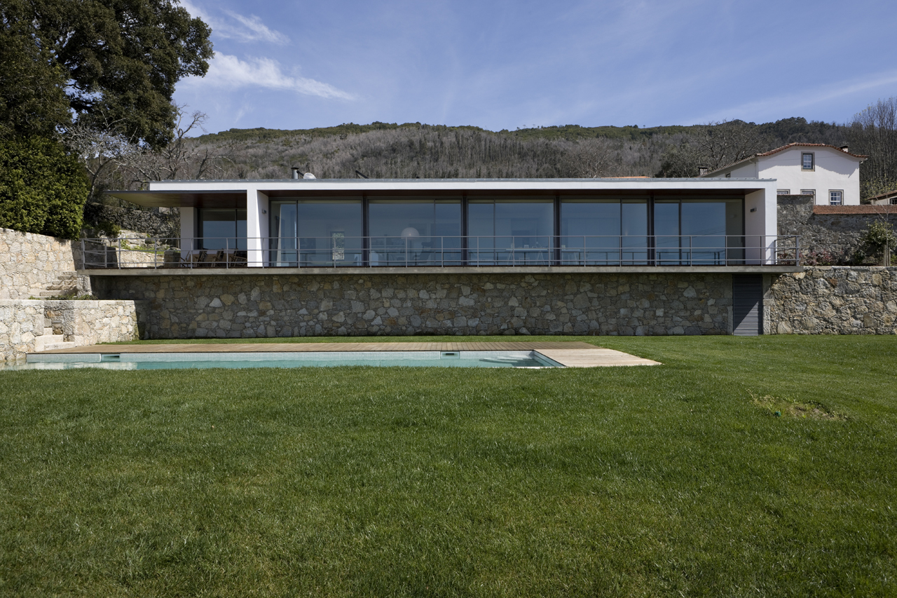 Afife House by Alfredo Resende Arquitecto - Architizer