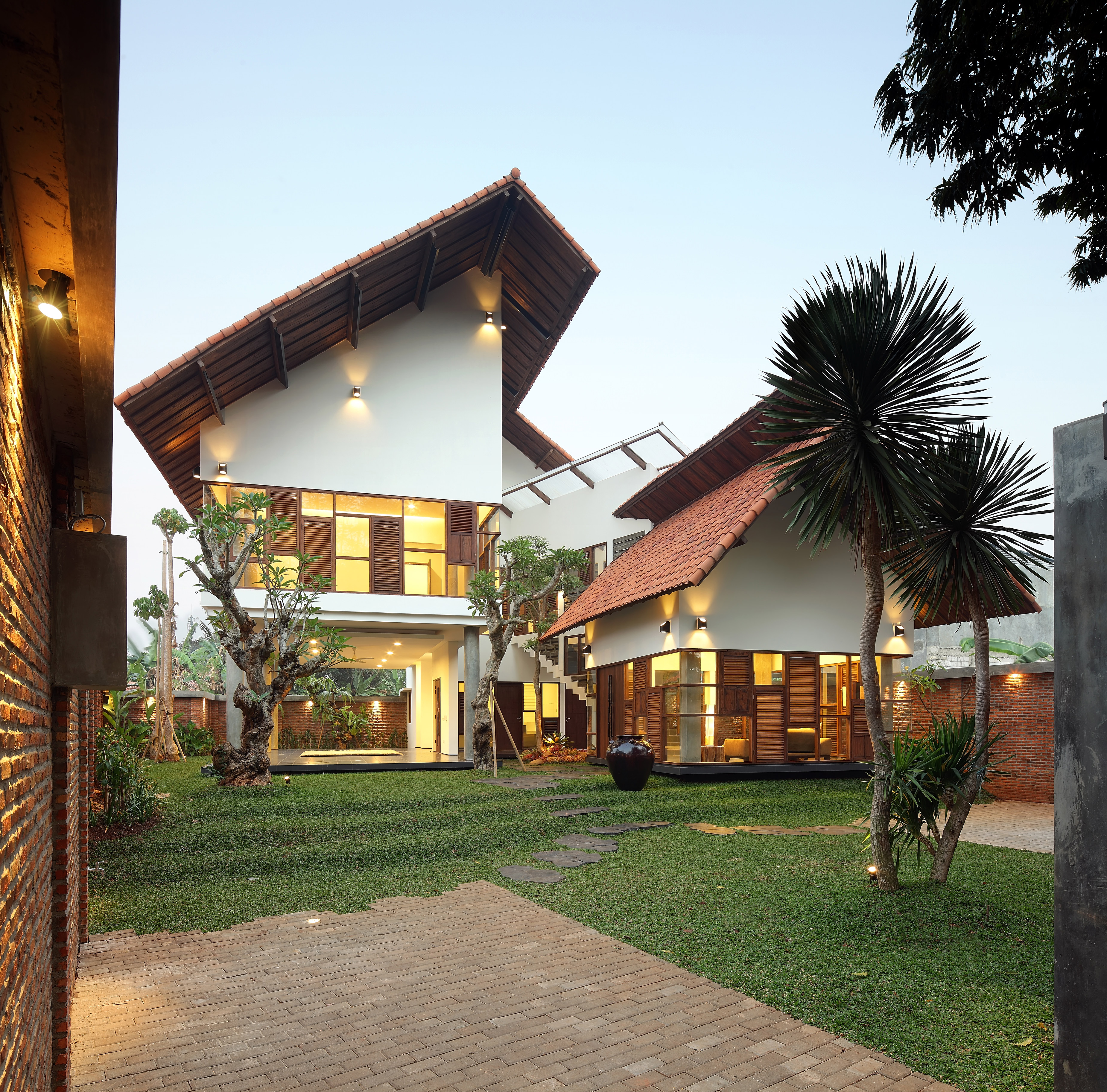 The Distort House by TWS and Partners - Architizer