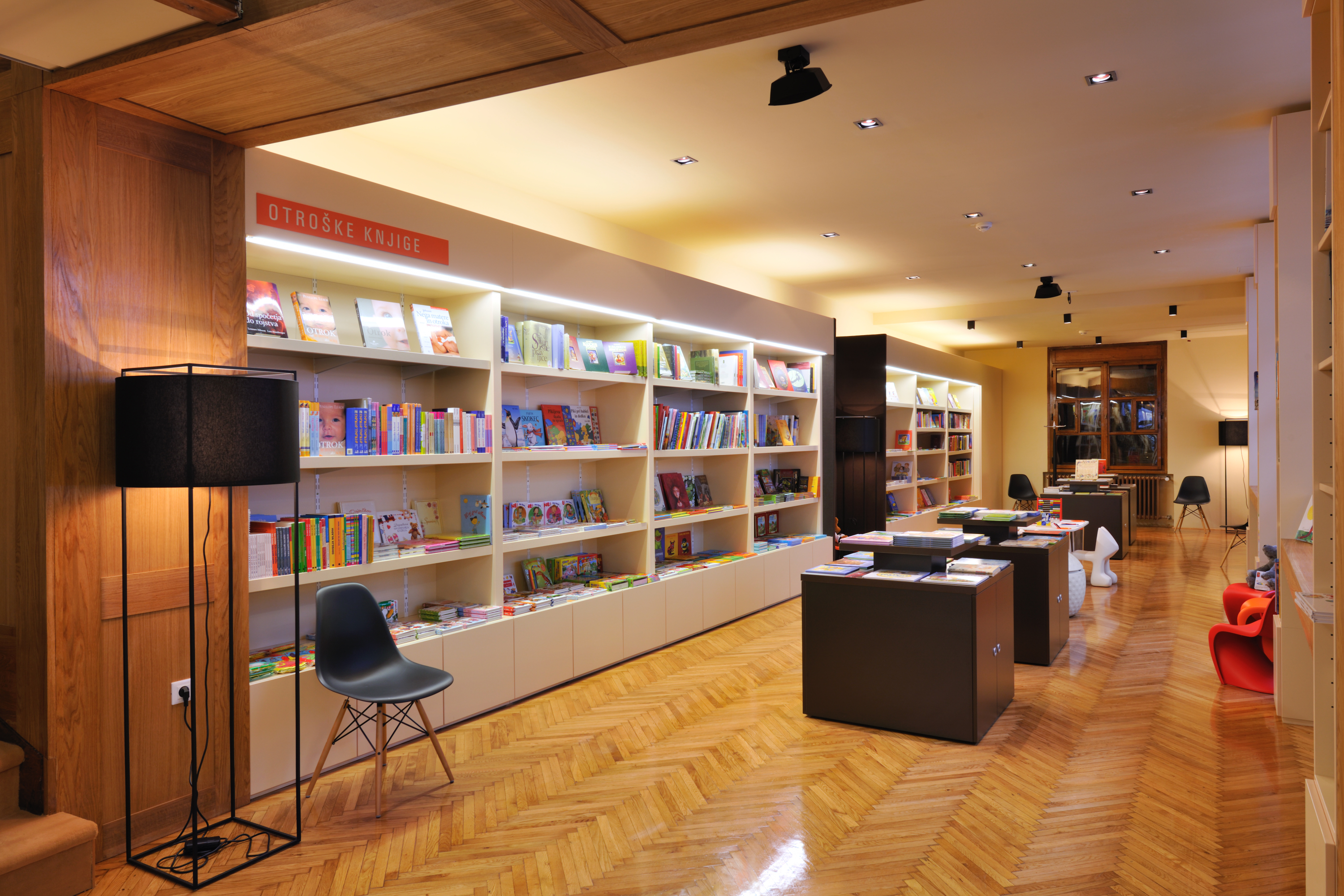 Bookstore Modrijan by AKSL arhitekti d.o.o. - Architizer