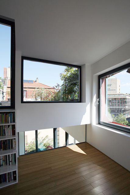 Minihouse I - Minimum Impact House by Drexler Guinand Jauslin ...